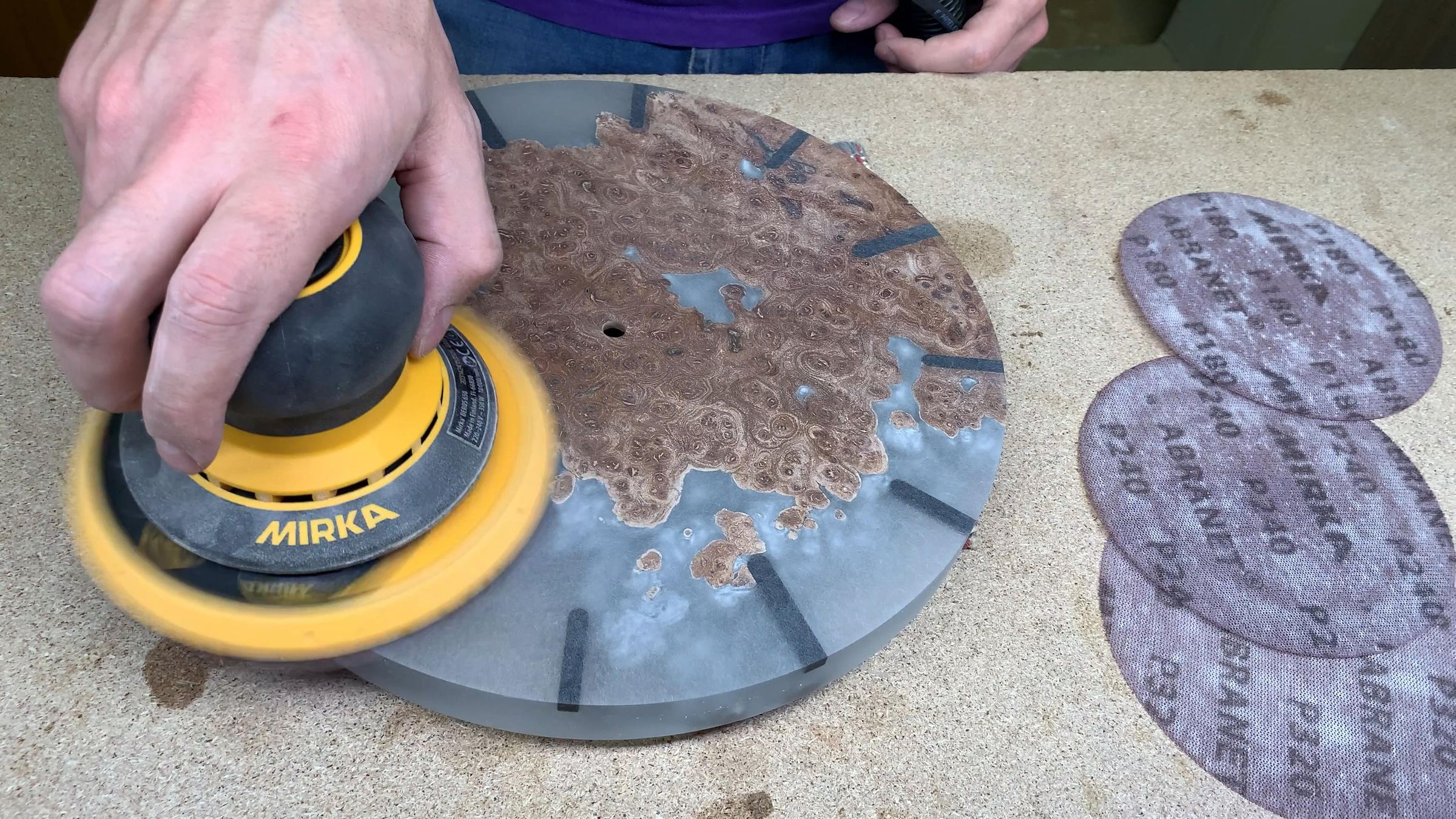 Frosted Epoxy Resin Clock : 20 Steps (with Pictures) - Instructables