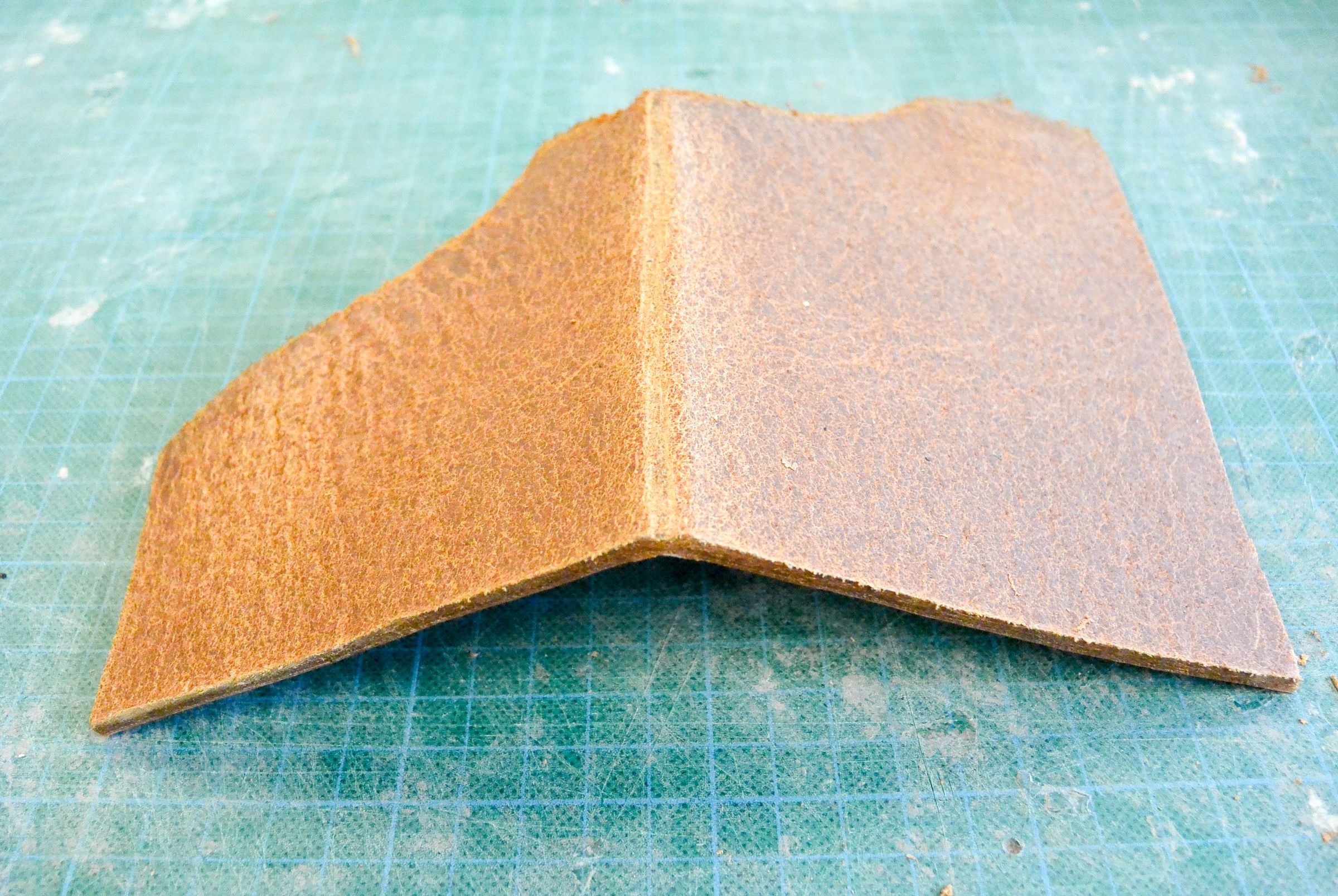 Leather Folding Techniques - Werkplaatsidc : 10 Steps (with Pictures ...
