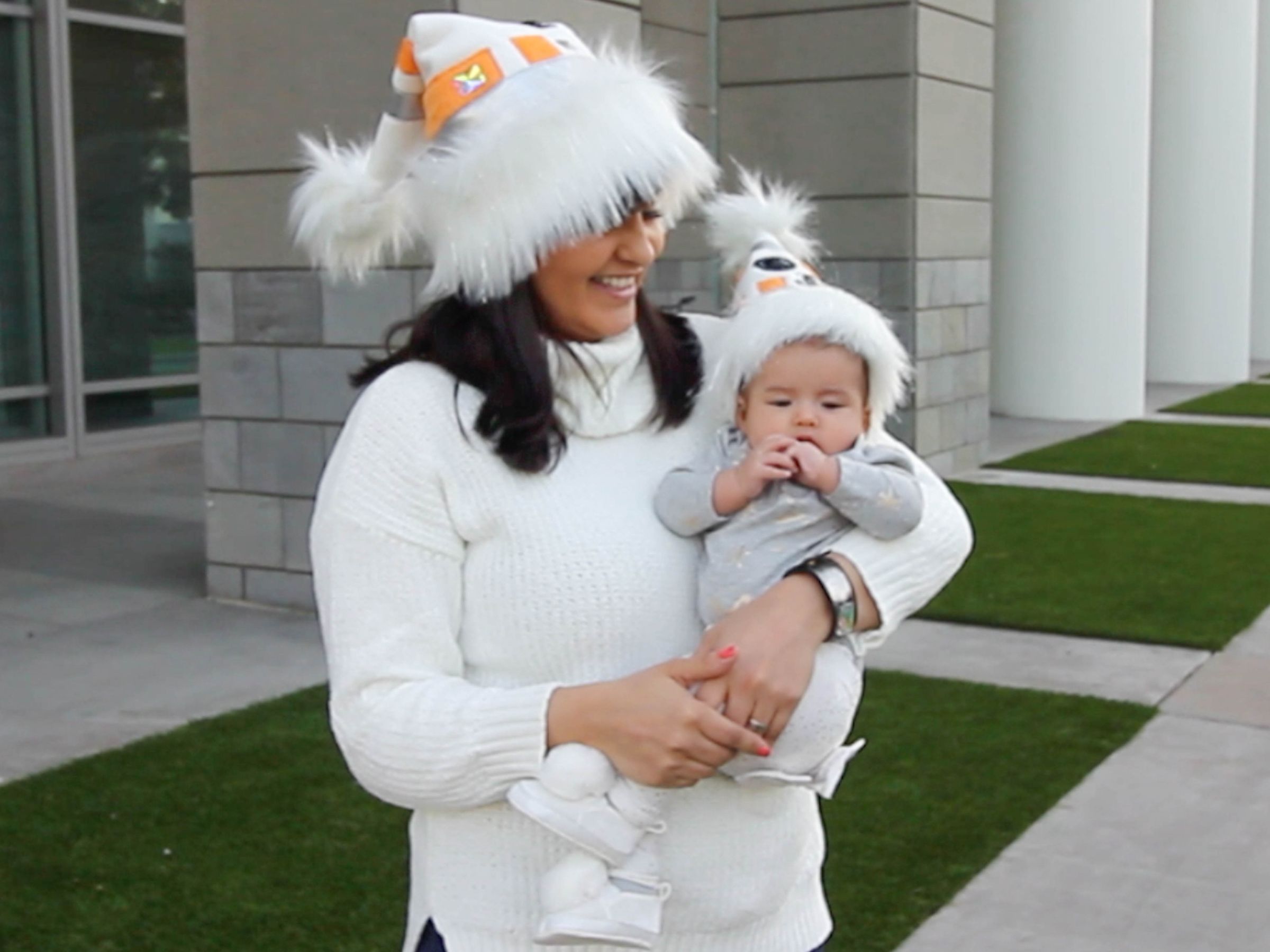 Star Wars BB8 Inspired Santa Hat : 10 Steps (with Pictures) - Instructables