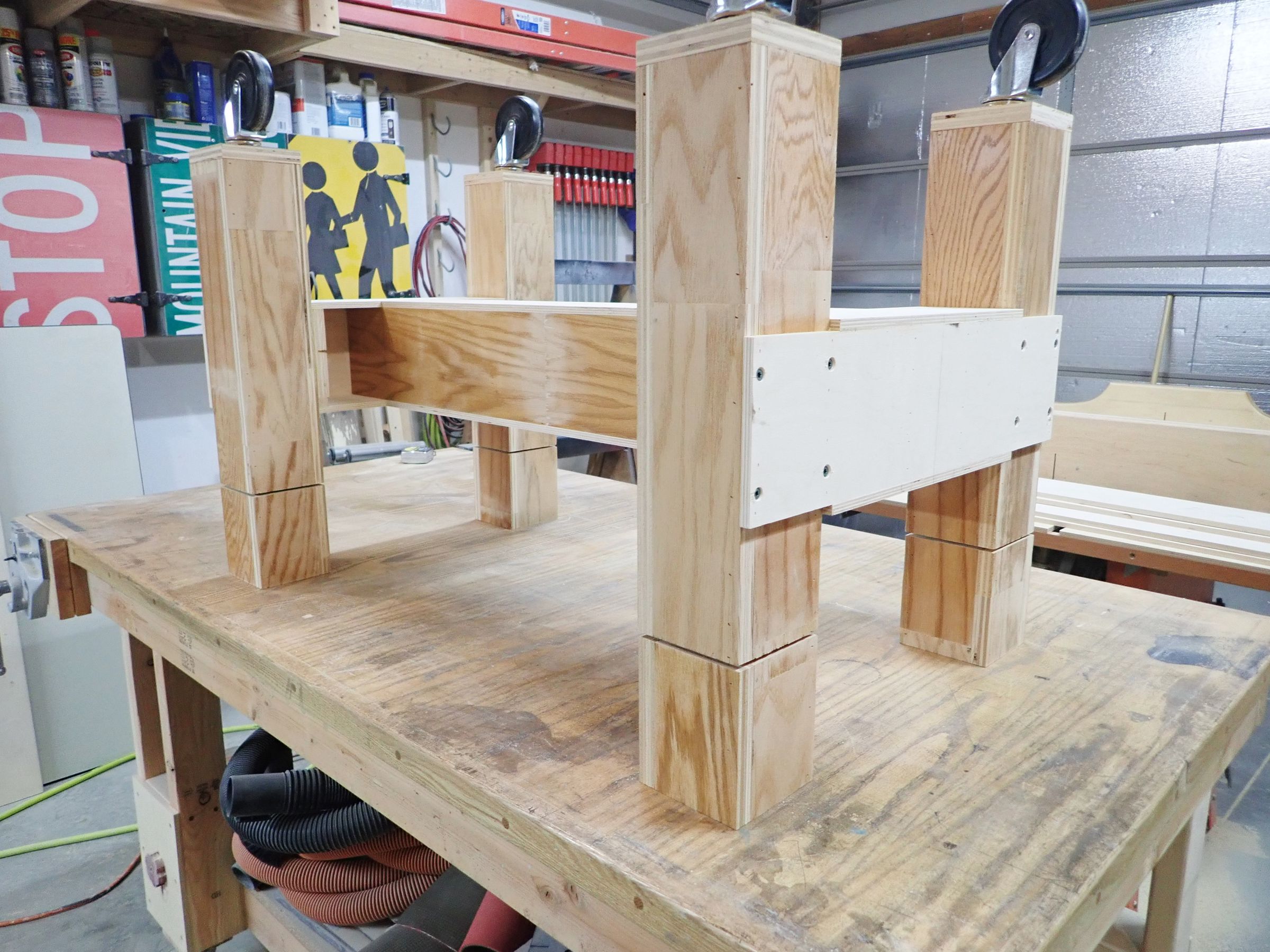 Make an Adjustable-Height Table With a Car Jack : 16 Steps (with ...