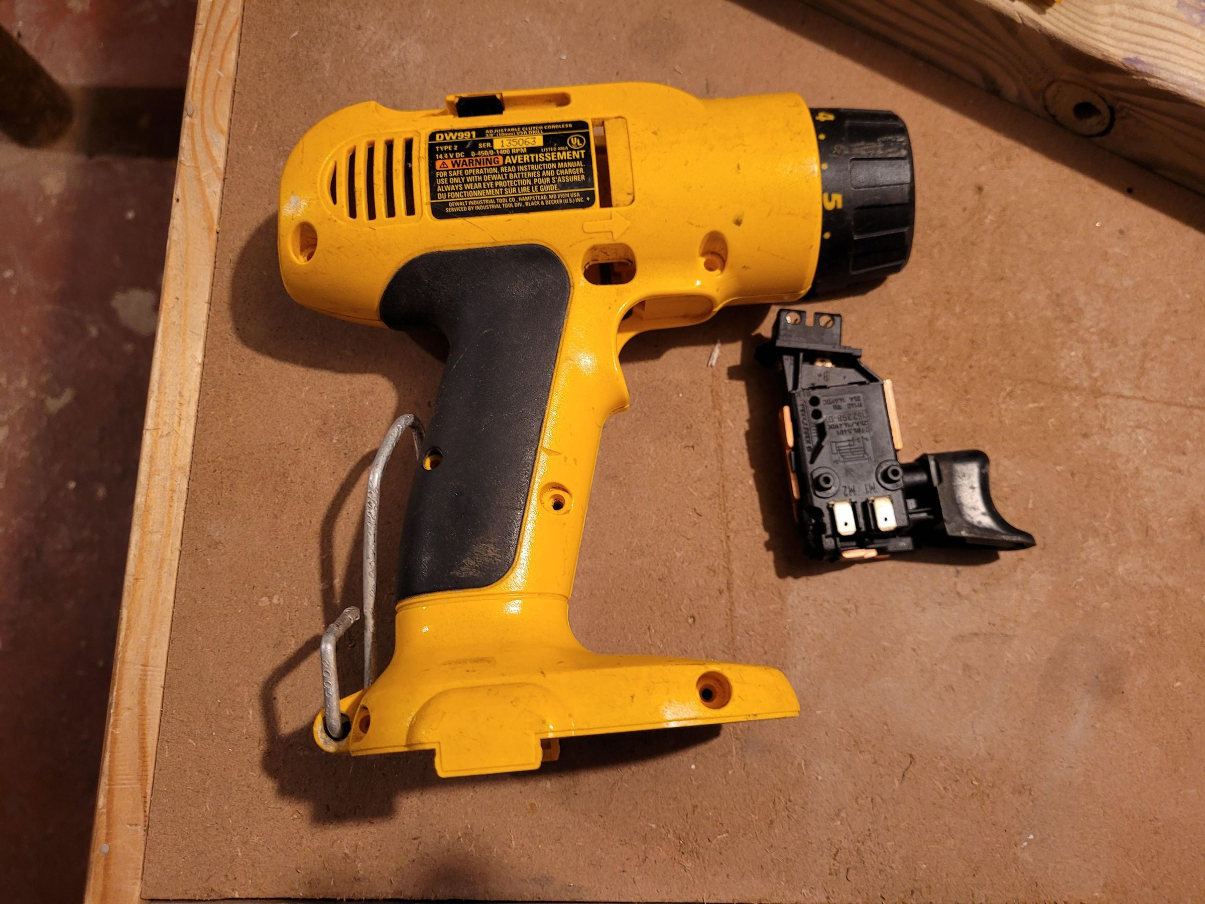 DIY Cardboard Cutting Machine - "The Bibbler Nibbler 1000" : 9 Steps ...