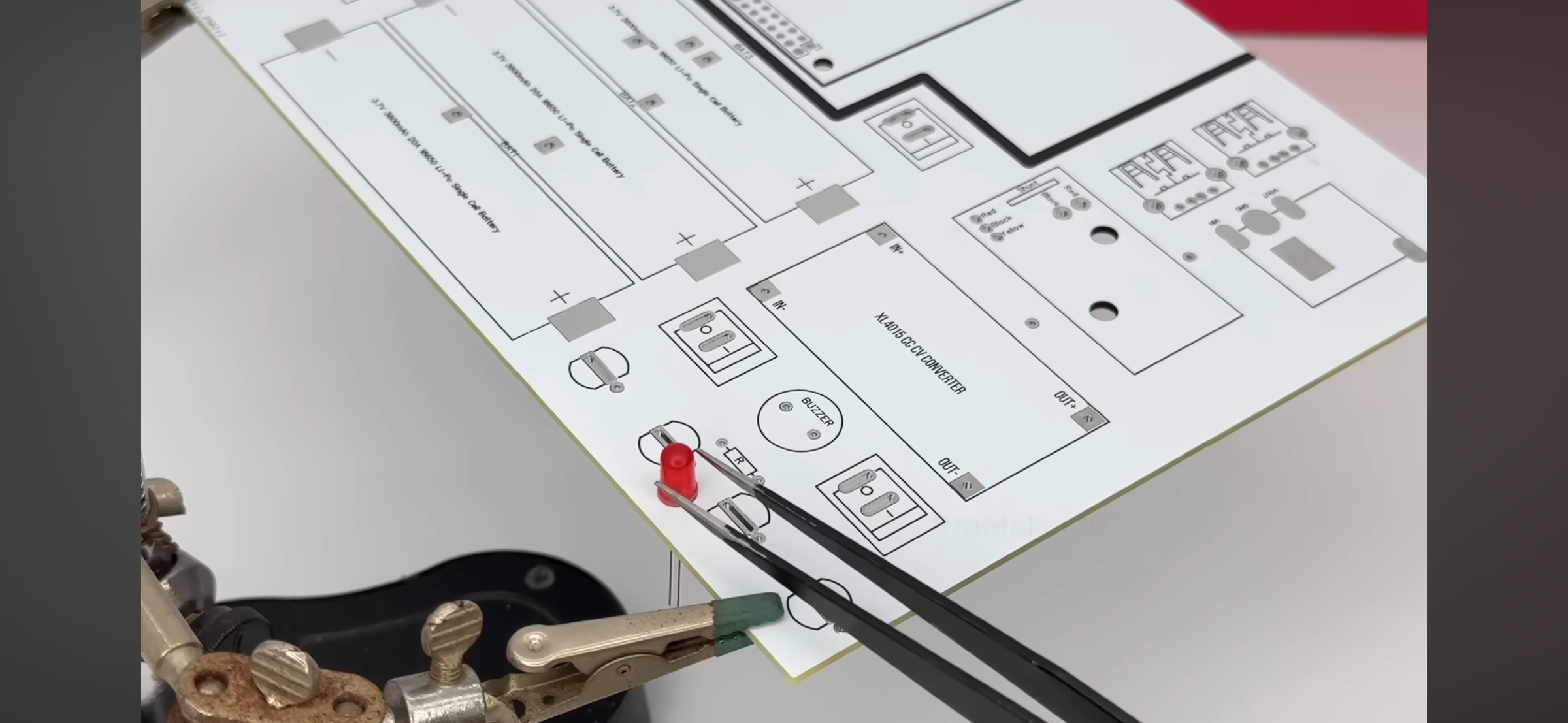 Portable DIY Electronics Workstation : 19 Steps (with Pictures ...
