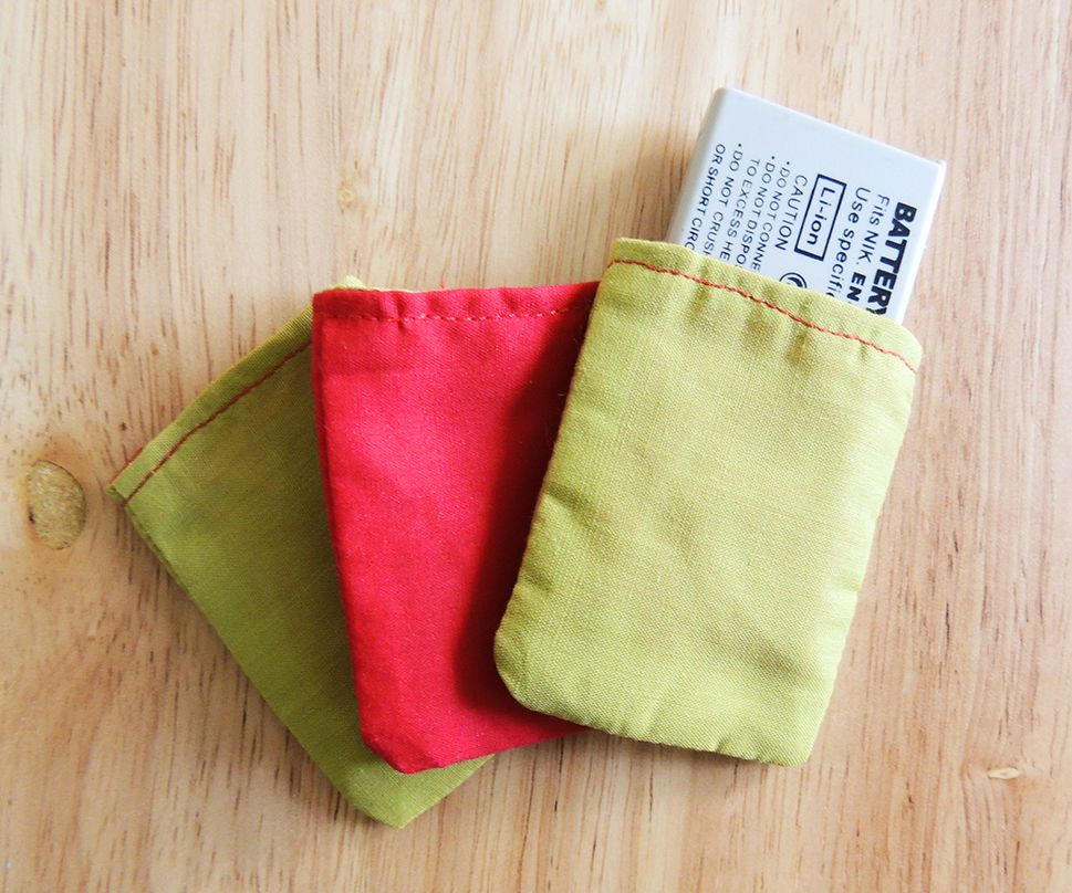 DIY Reversible Green/Red Battery Pouches : 7 Steps (with Pictures ...
