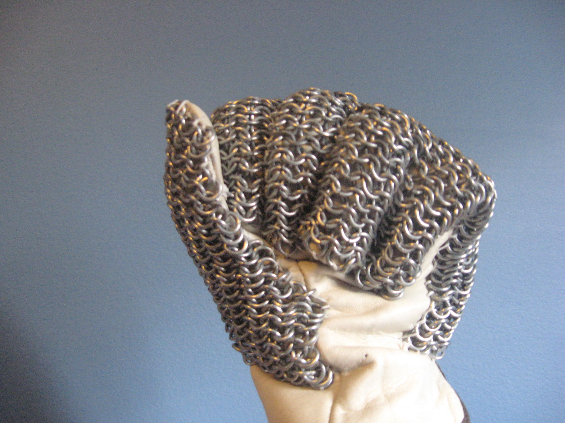 How to Make a Chainmail Glove : 3 Steps (with Pictures) - Instructables