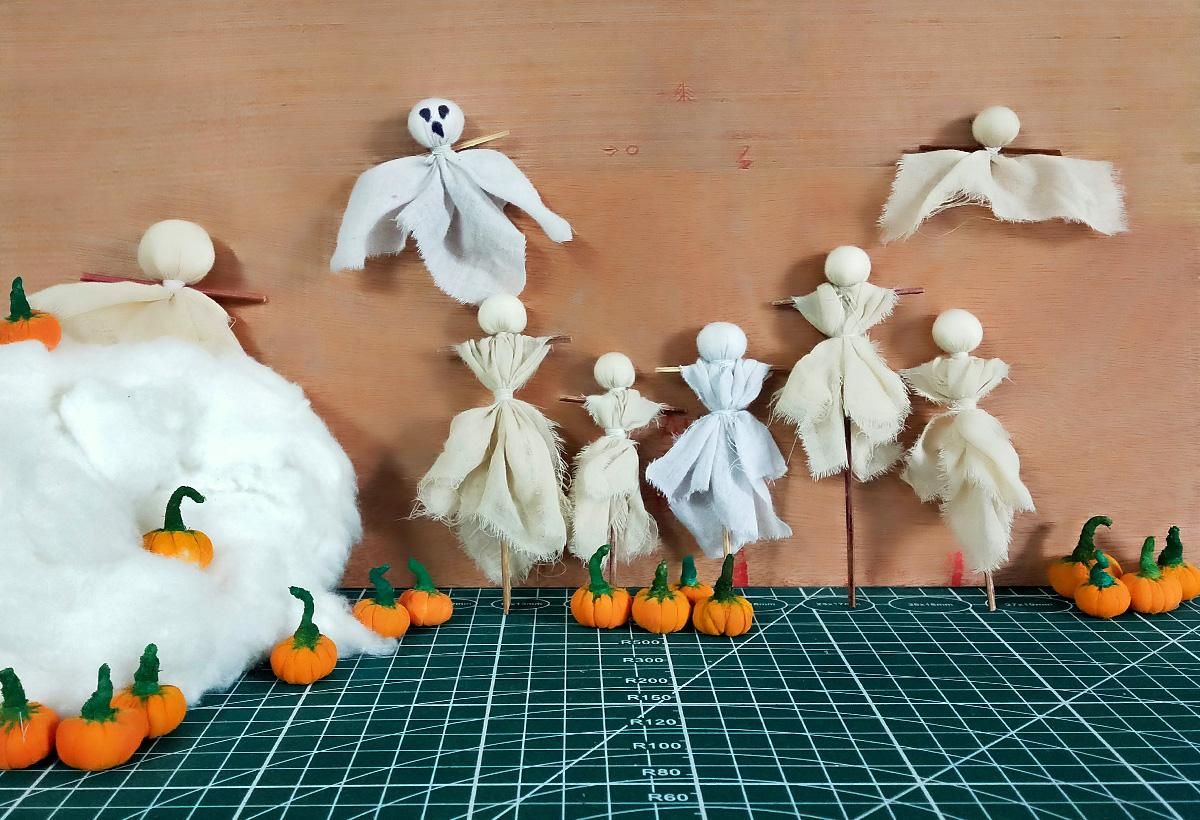 Mini Halloween Ghosts & Scarecrows : 6 Steps (with Pictures ...
