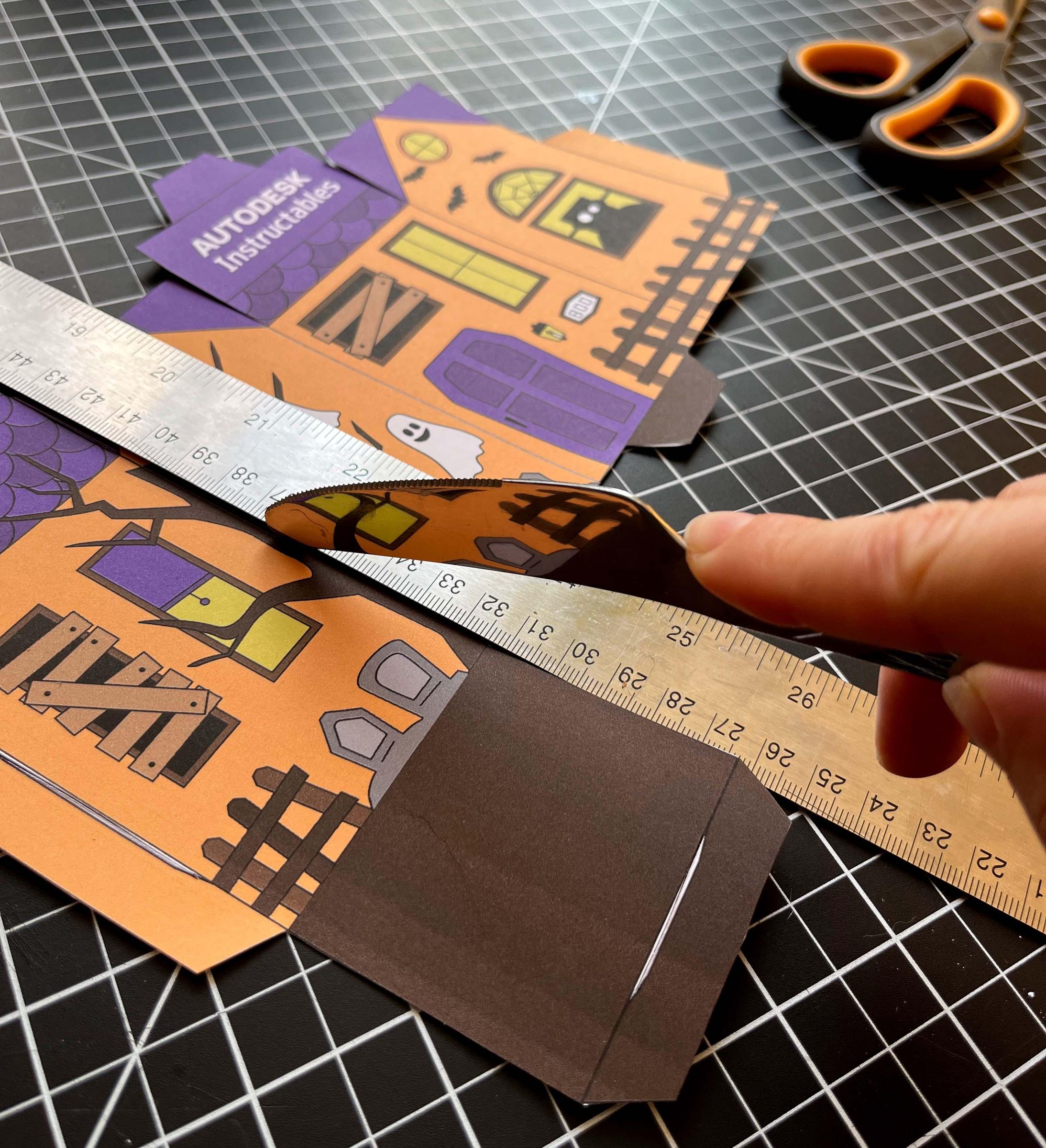 Free Halloween Haunted House Papercraft : 7 Steps (with Pictures ...