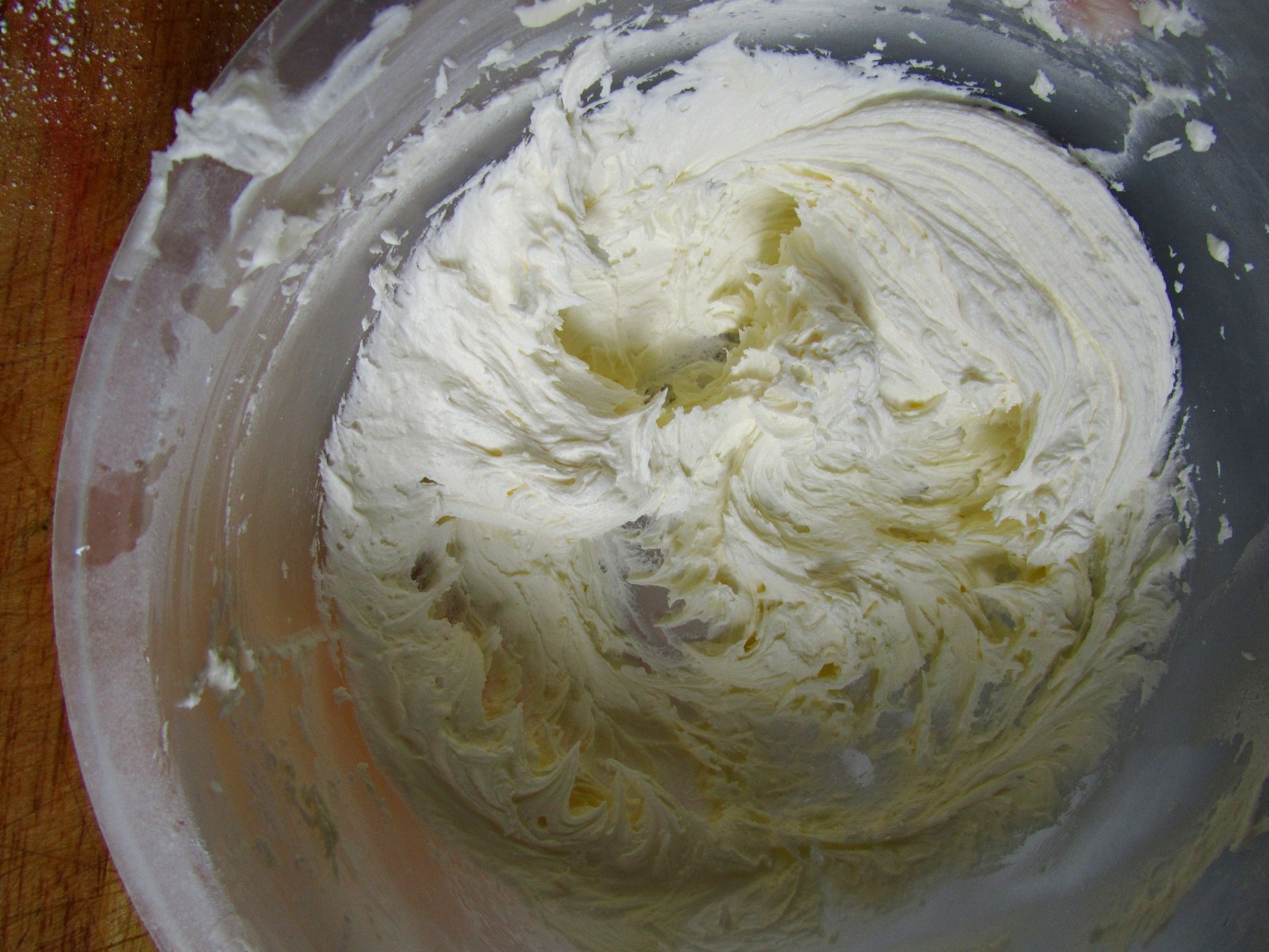 Two Tone Icing Swirls (with Pictures) - Instructables