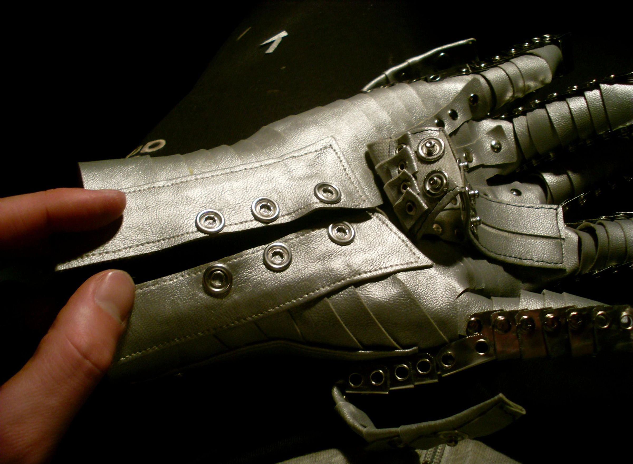 How to Build a Metal Arm : 6 Steps (with Pictures) - Instructables