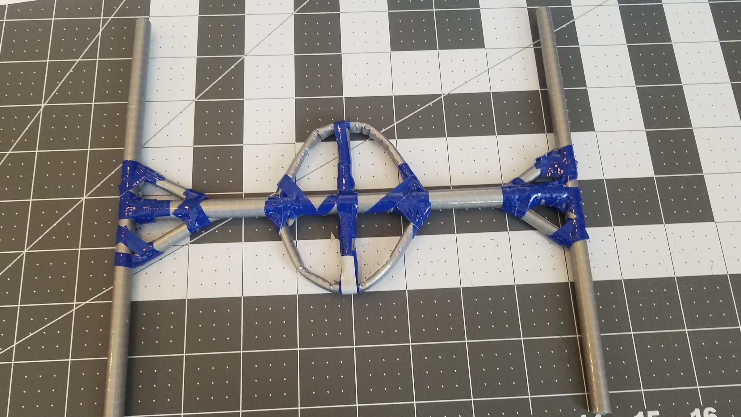 Tie Fighter : 14 Steps (with Pictures) - Instructables