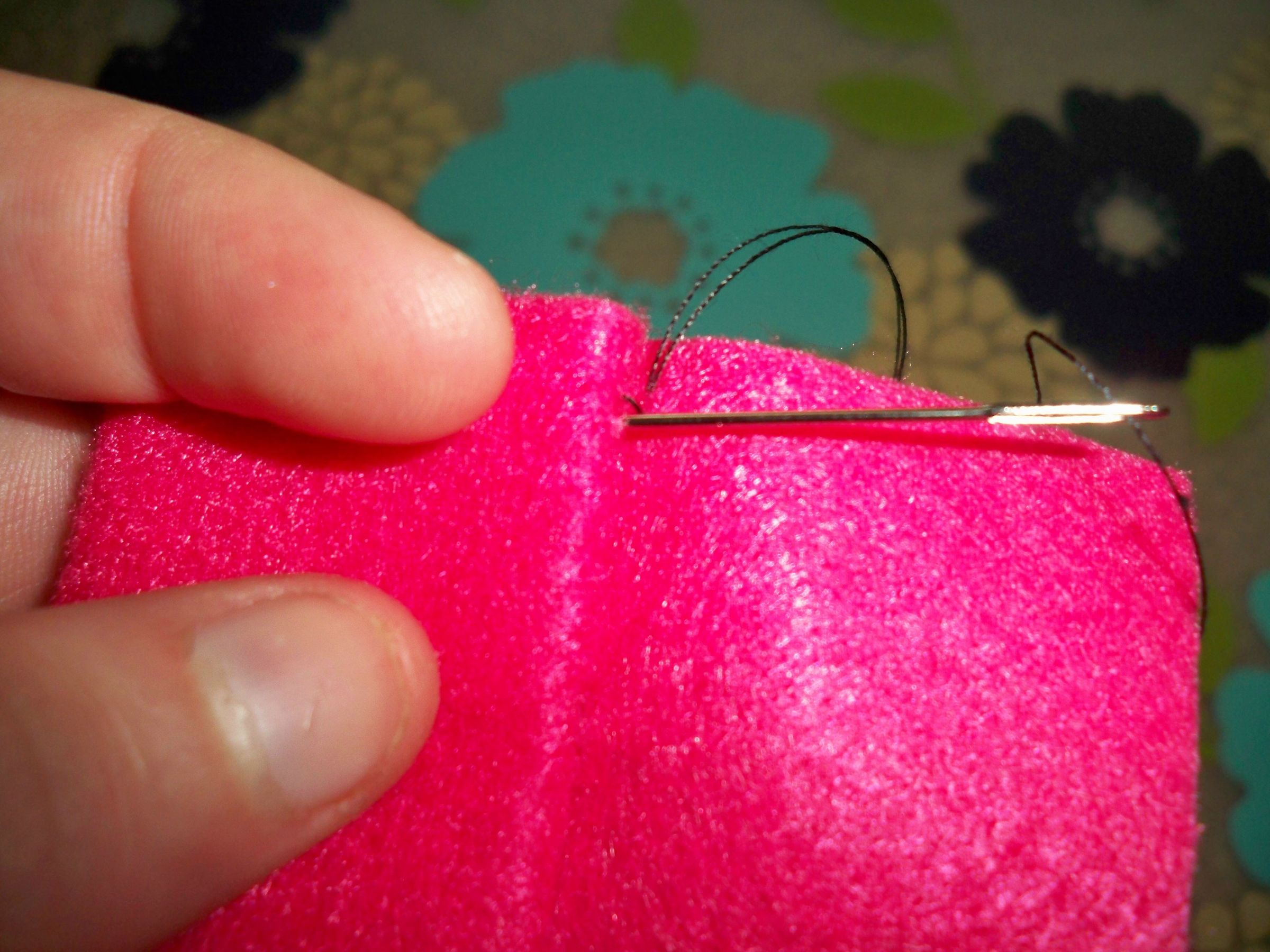 Hand Sewing: Basic Slip Stitch (Blind Stitch) : 3 Steps - Instructables