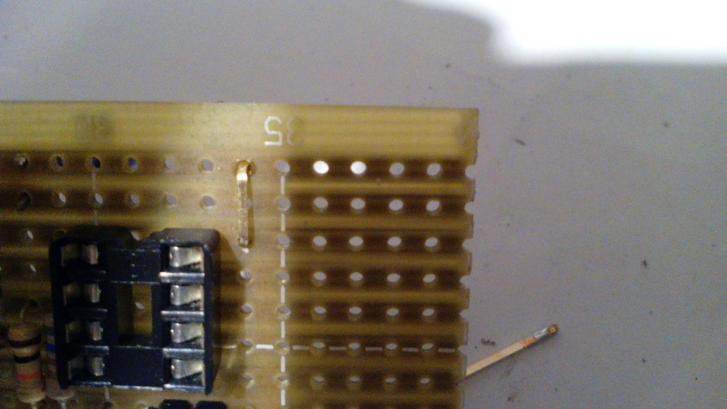 Single White Line Detector for SUMO ROBOT : 16 Steps - Instructables