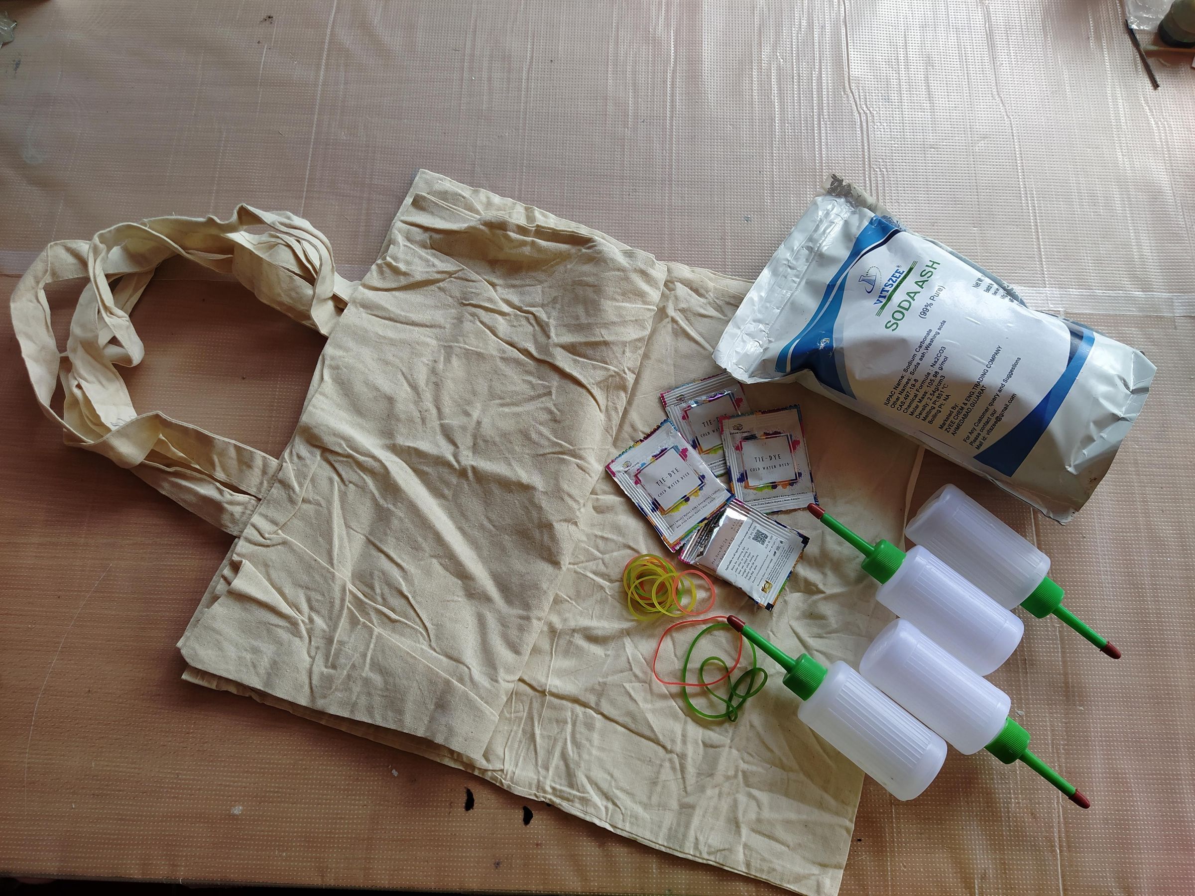 Tie Dye Pattern : 16 Steps (with Pictures) - Instructables