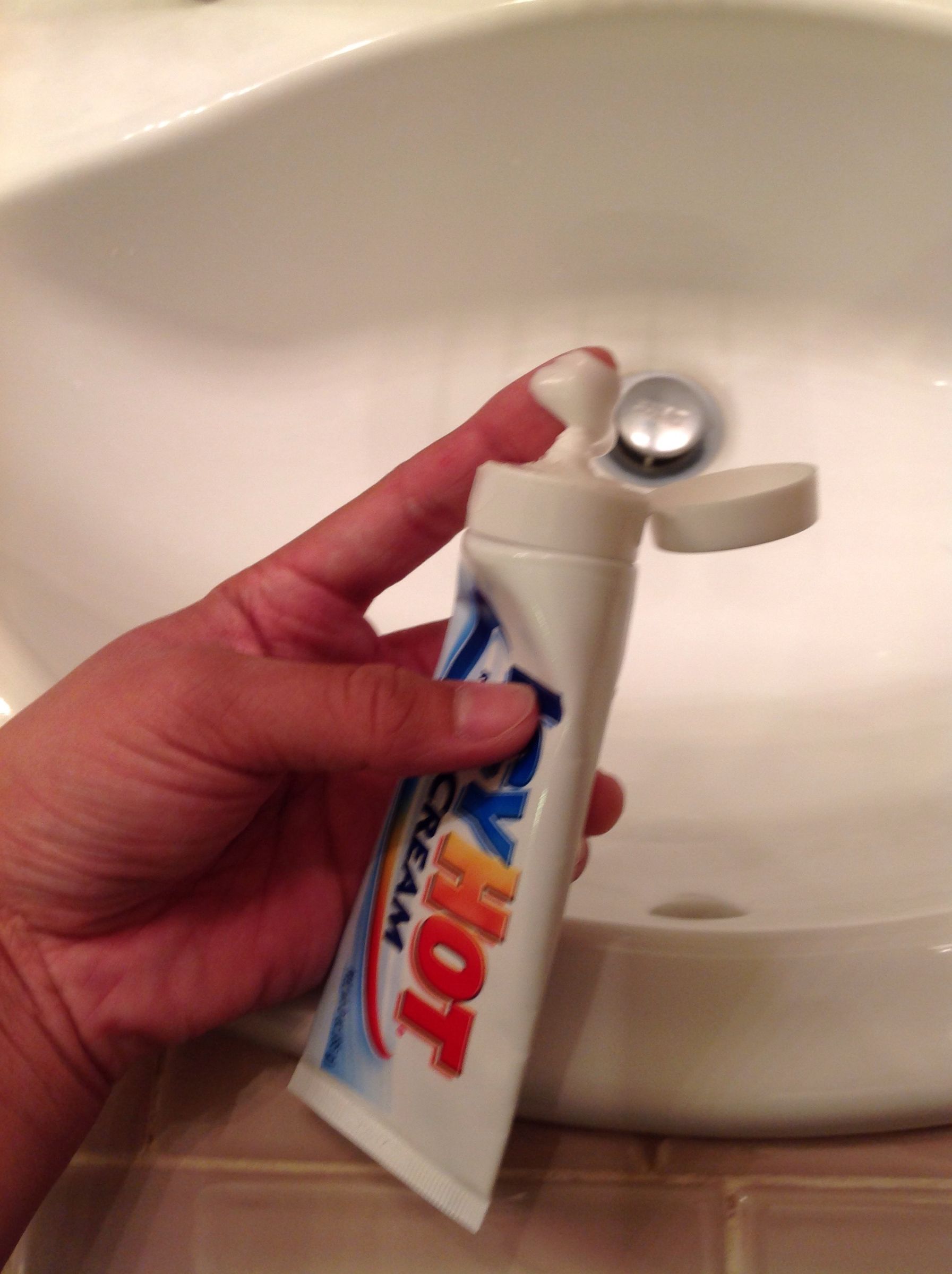 IcyHot Toothpaste Prank : 3 Steps - Instructables