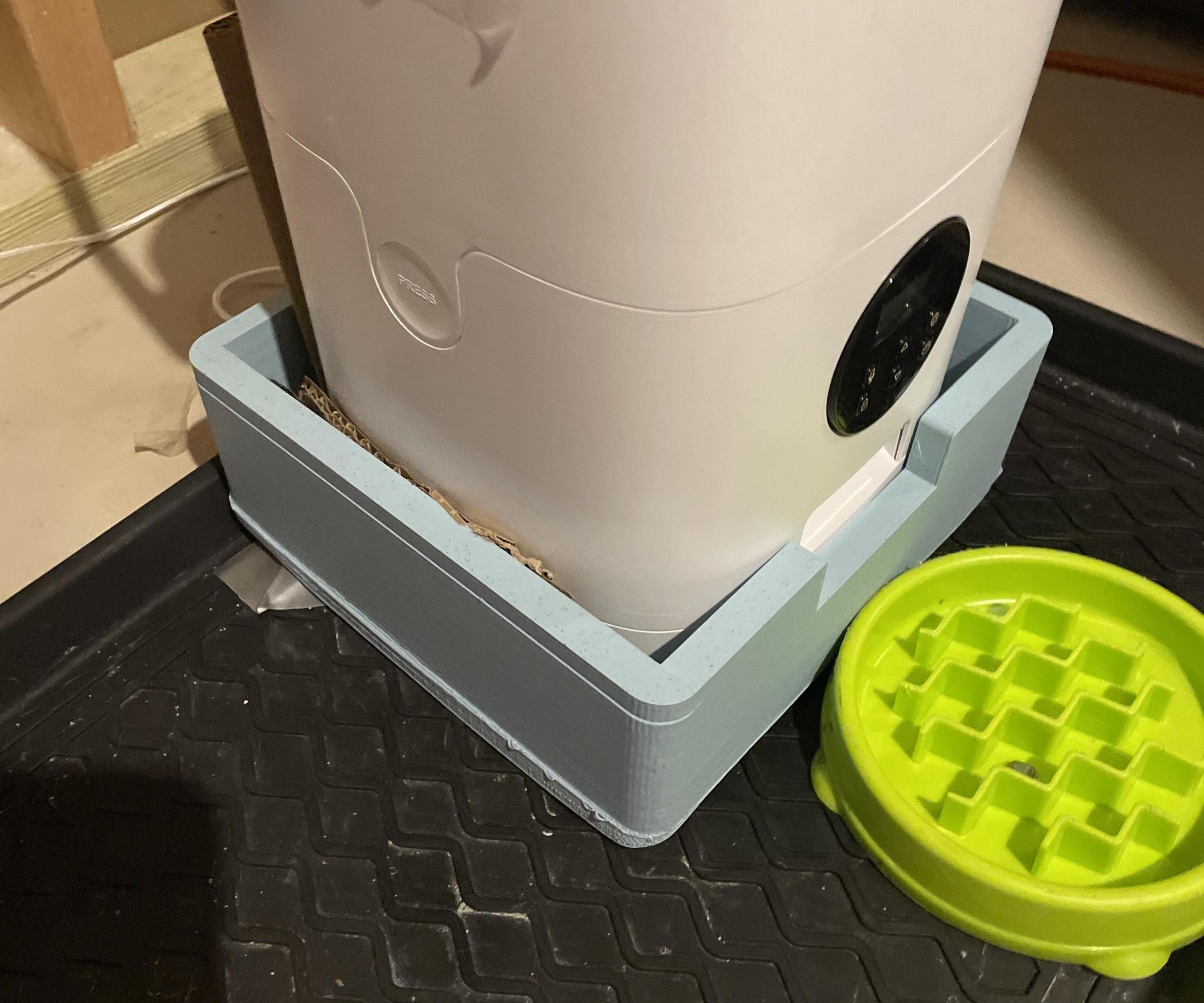 Custom Cat Feeder Holder : 5 Steps - Instructables