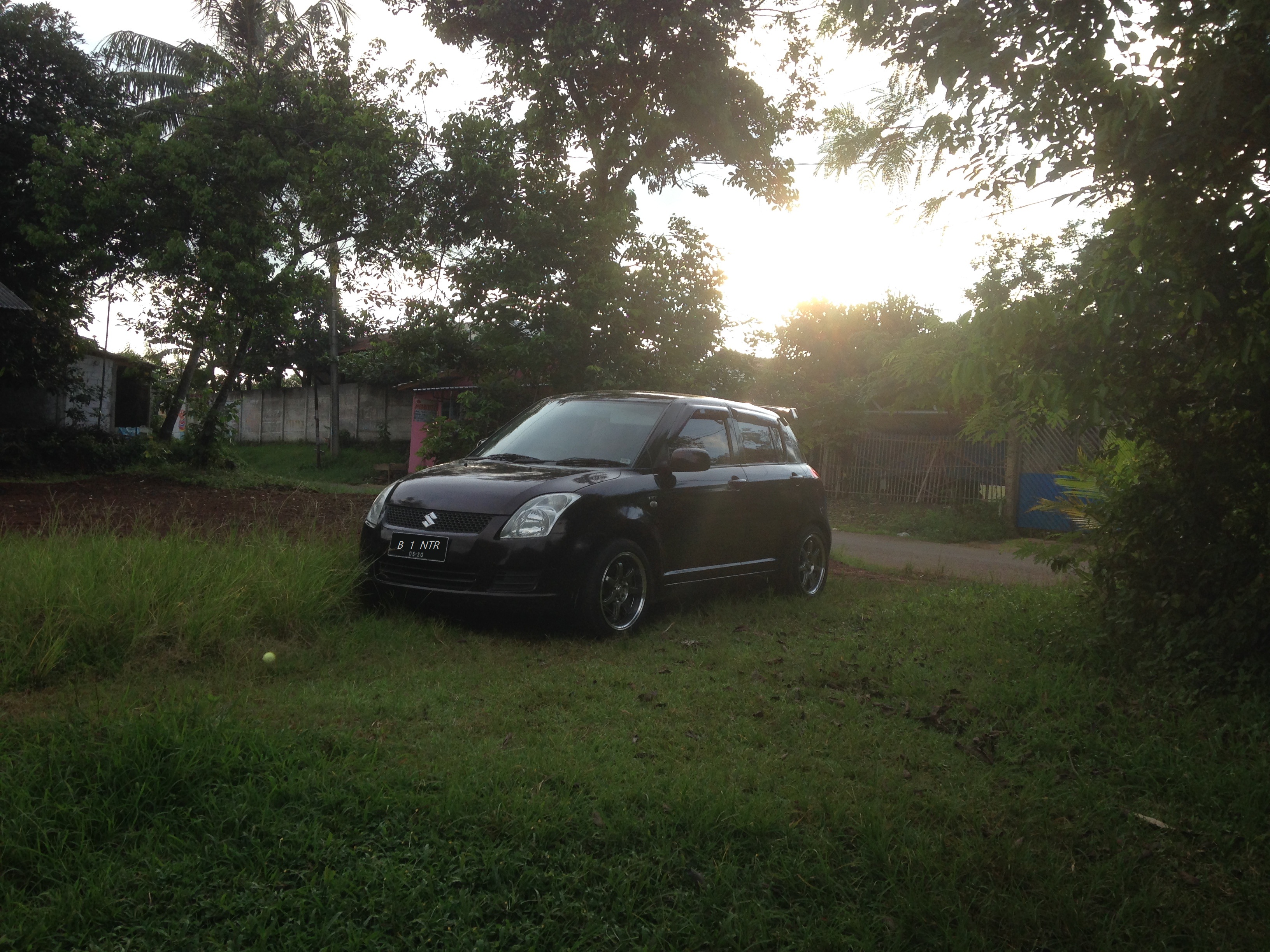 Android Kitkat Tablet/Phone Built in Car's Dashboard : 6 Steps ...