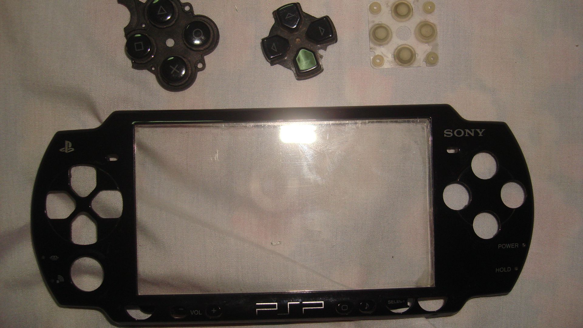 How to Change Your PSP Parts : 10 Steps - Instructables