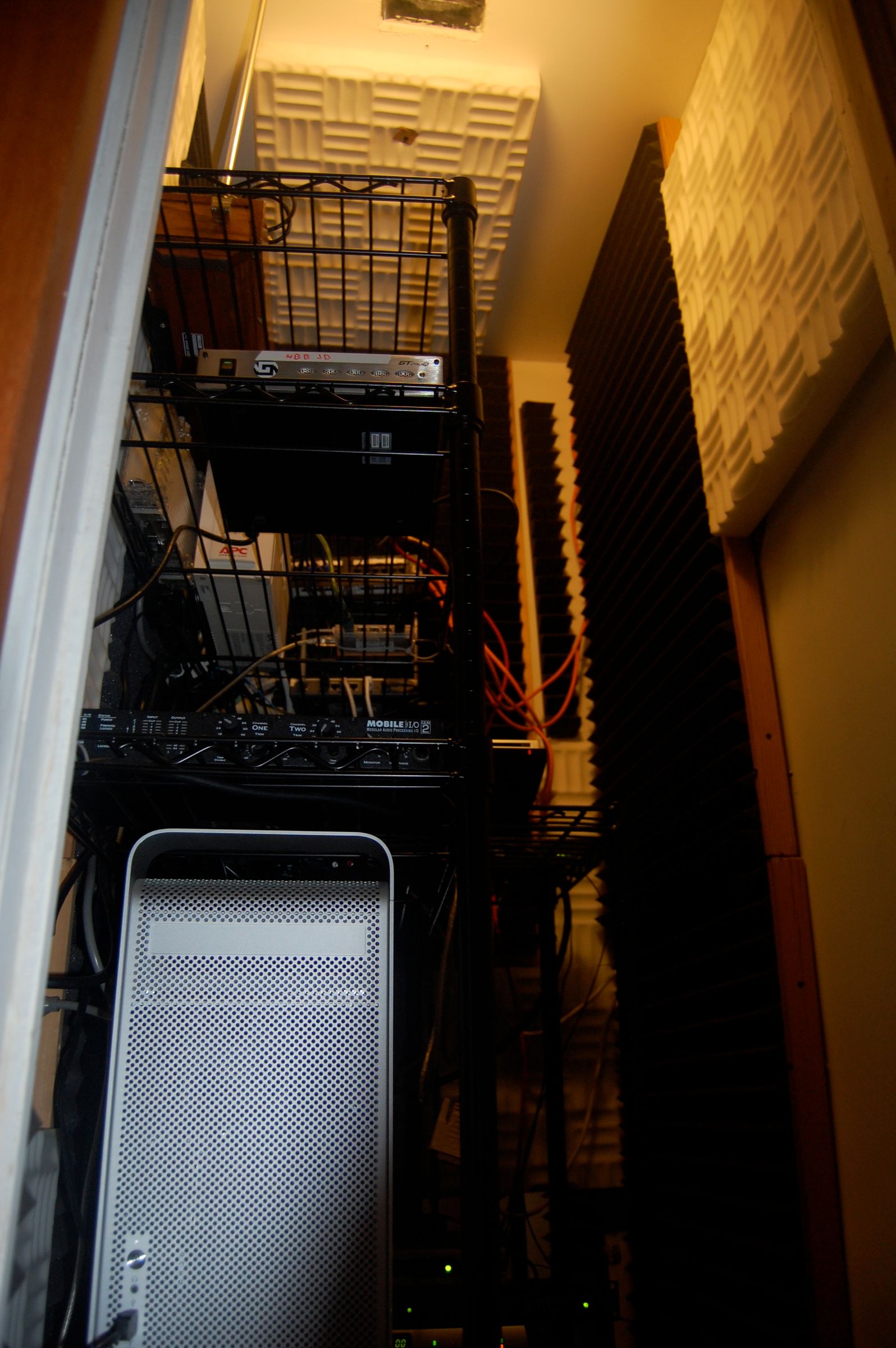 Build a Music Studio in an Apartment Building : 9 Steps (with Pictures ...