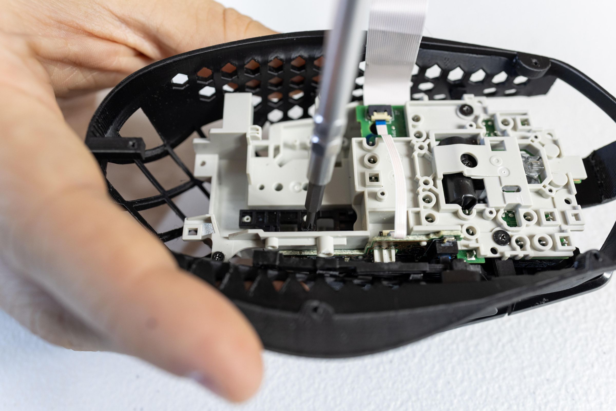 G502X Lightweight Mod Guide : 3 Steps - Instructables