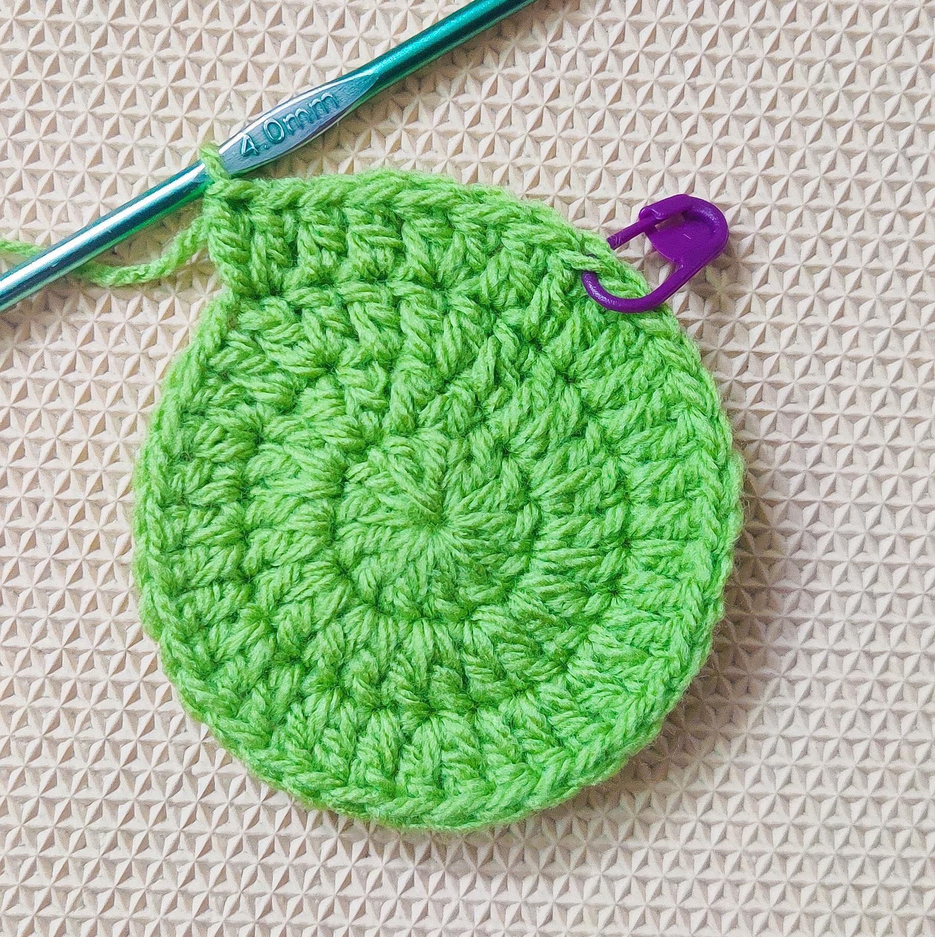 How to Make a Solid Double Crochet Spiral Circle : 7 Steps (with ...