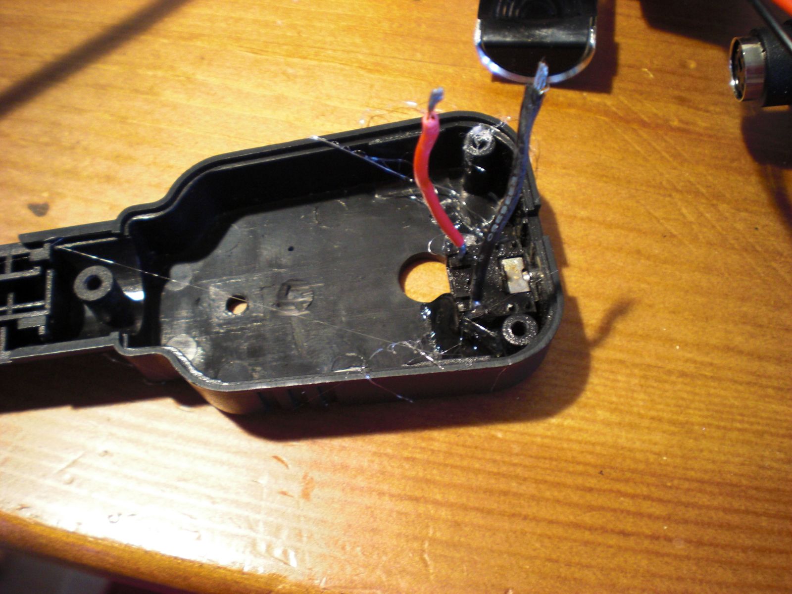 My Source of 7" LCD Display ( New & Cheap LCD SUN VISOR ) : 7 Steps ...