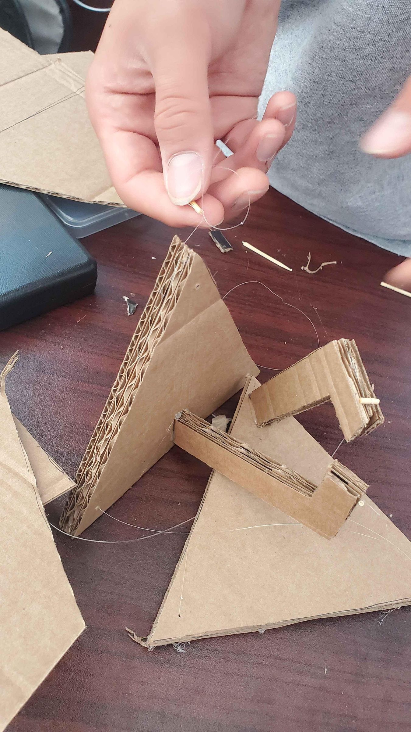 Cardboard Tensegrity Table : 6 Steps - Instructables