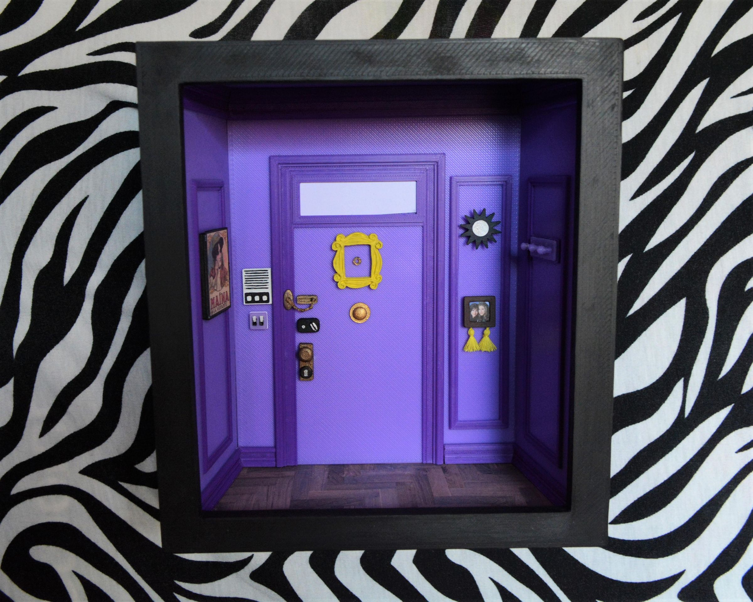 3D PRINTED MINIATURES- MONICA'S ICONIC PURPLE DOOR - FRIEND'S TV SHOW ...