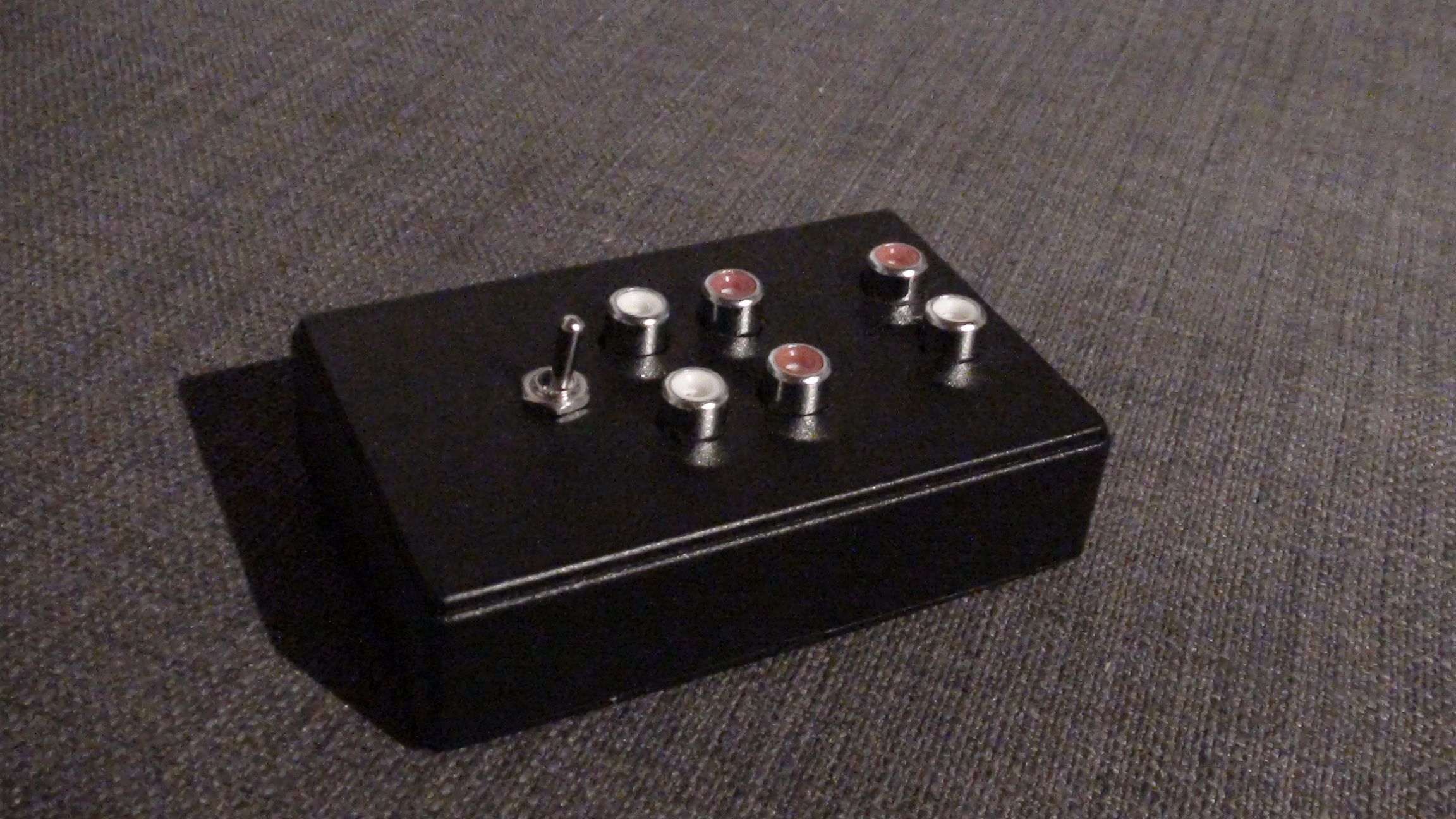Audio Cinch Switch : 4 Steps - Instructables