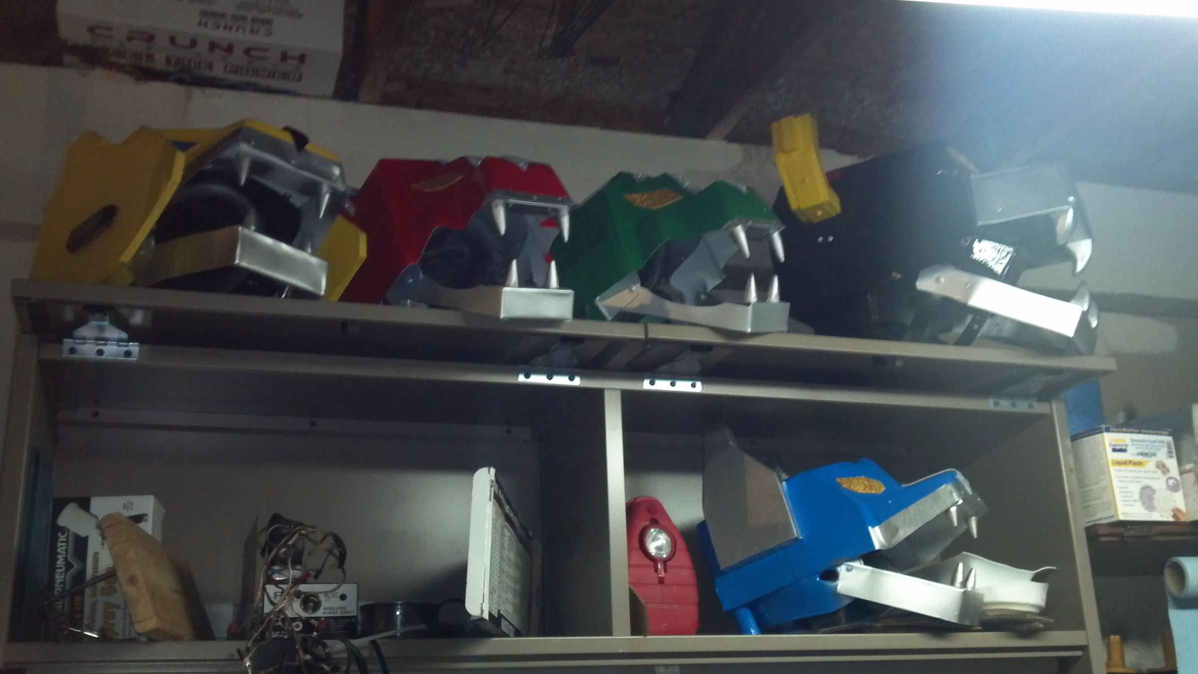 Voltron Force (5 Person Assembling Epic Costume) : 7 Steps (with ...