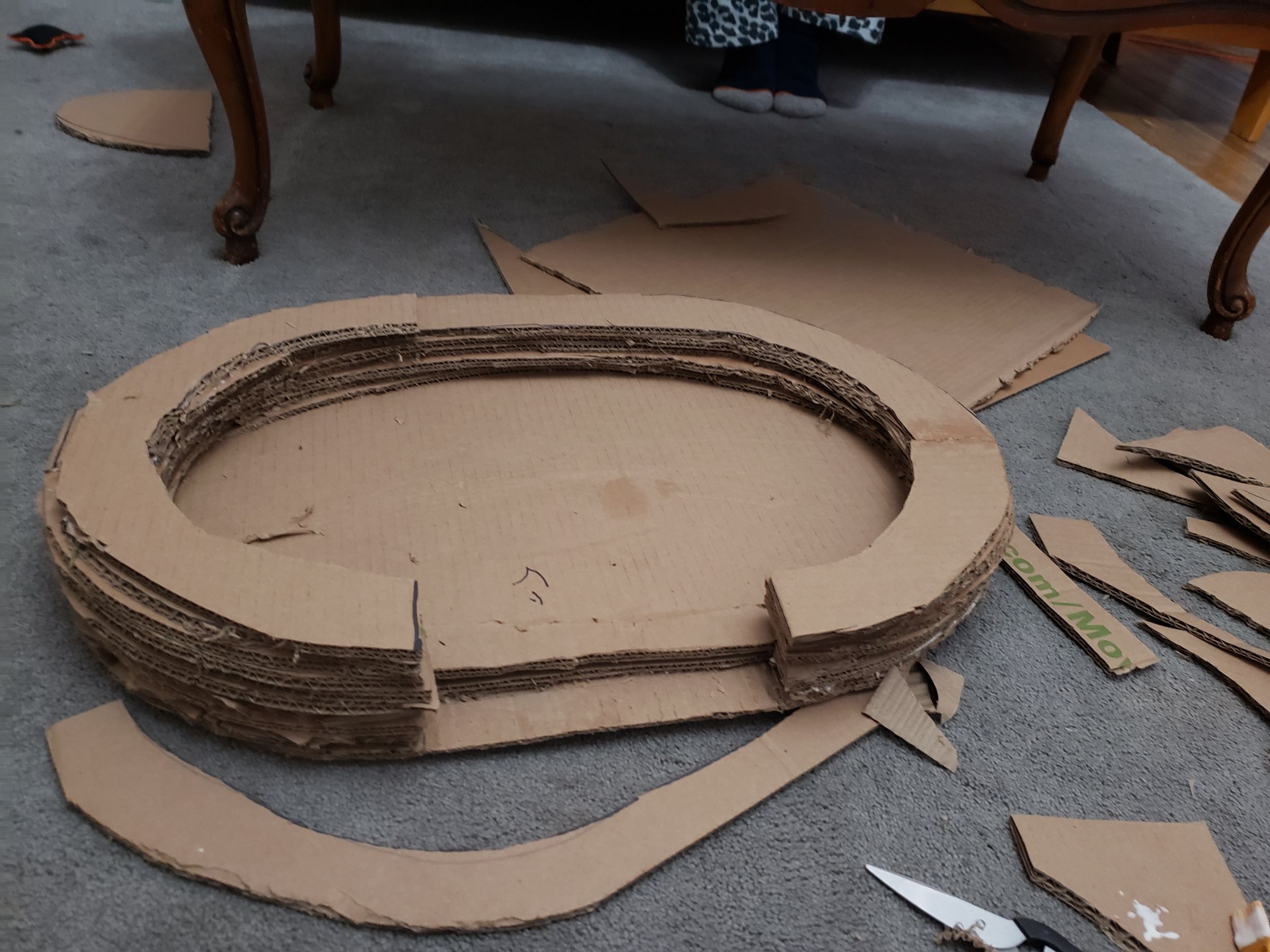 How to Make Cardboard Cave for Your Cat : 5 Steps - Instructables