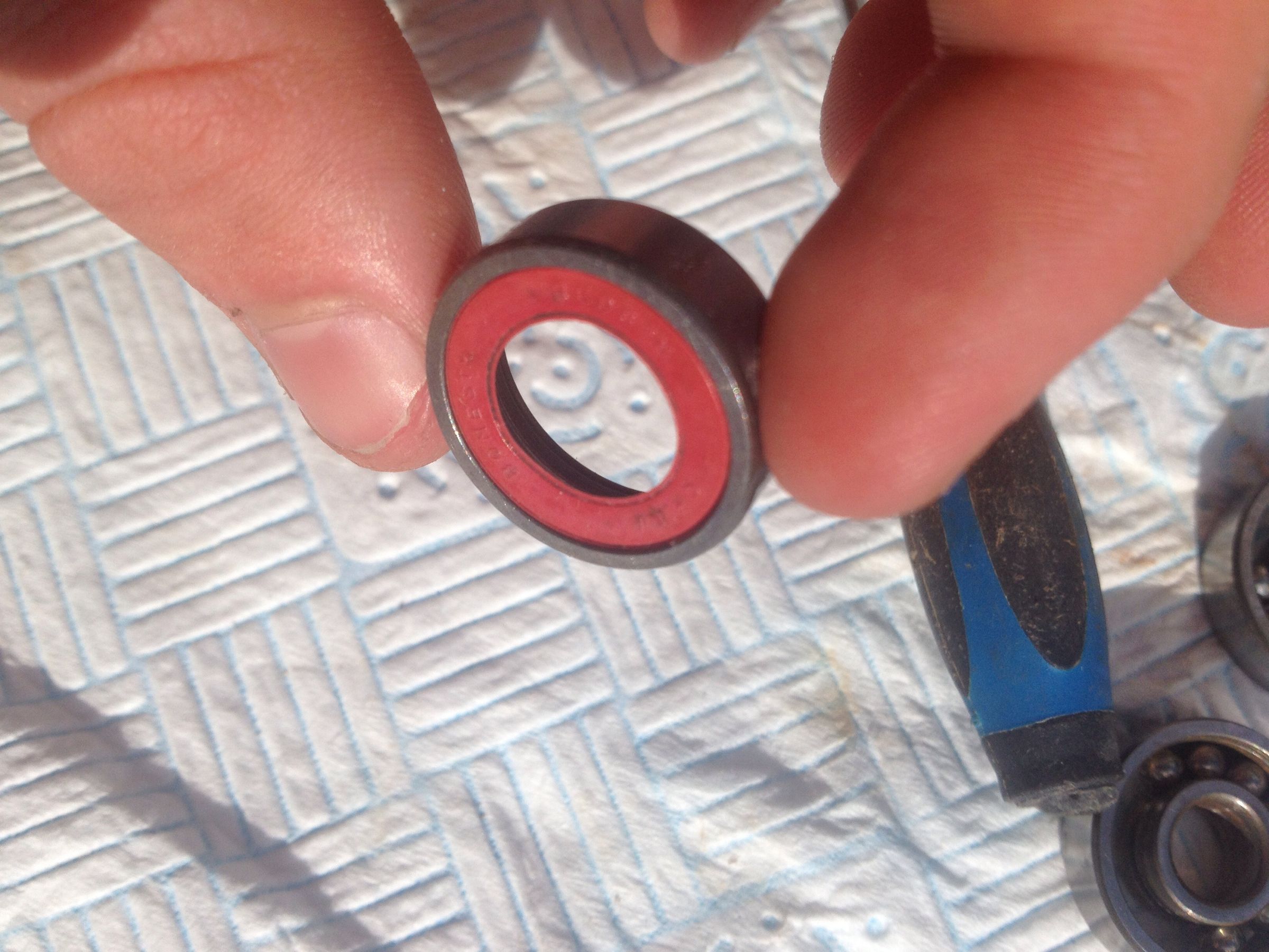 Taking Apart Bearings : 6 Steps - Instructables