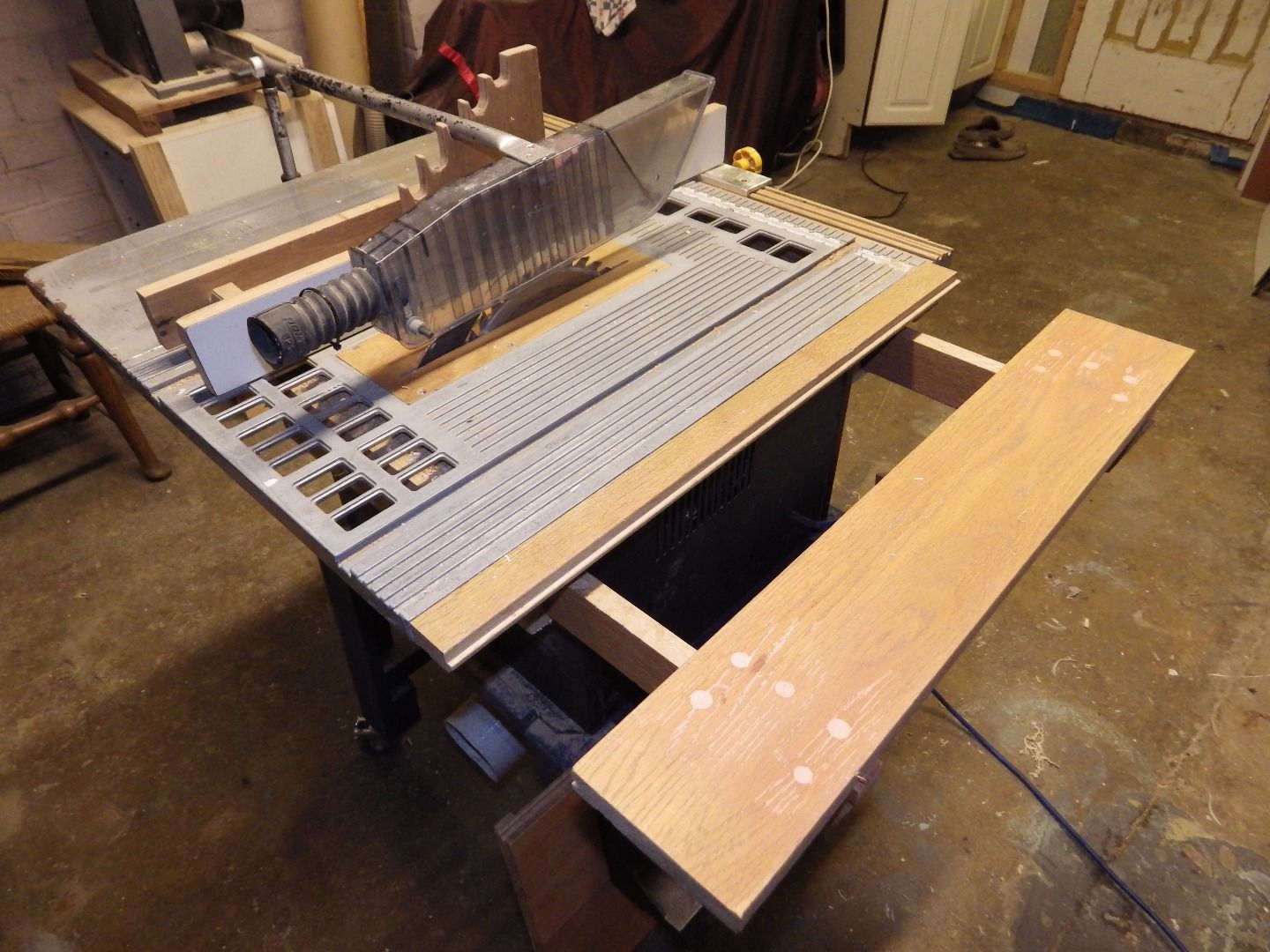 How to Make a Crappy Table Saw Into a Good One : 6 Steps (with Pictures ...