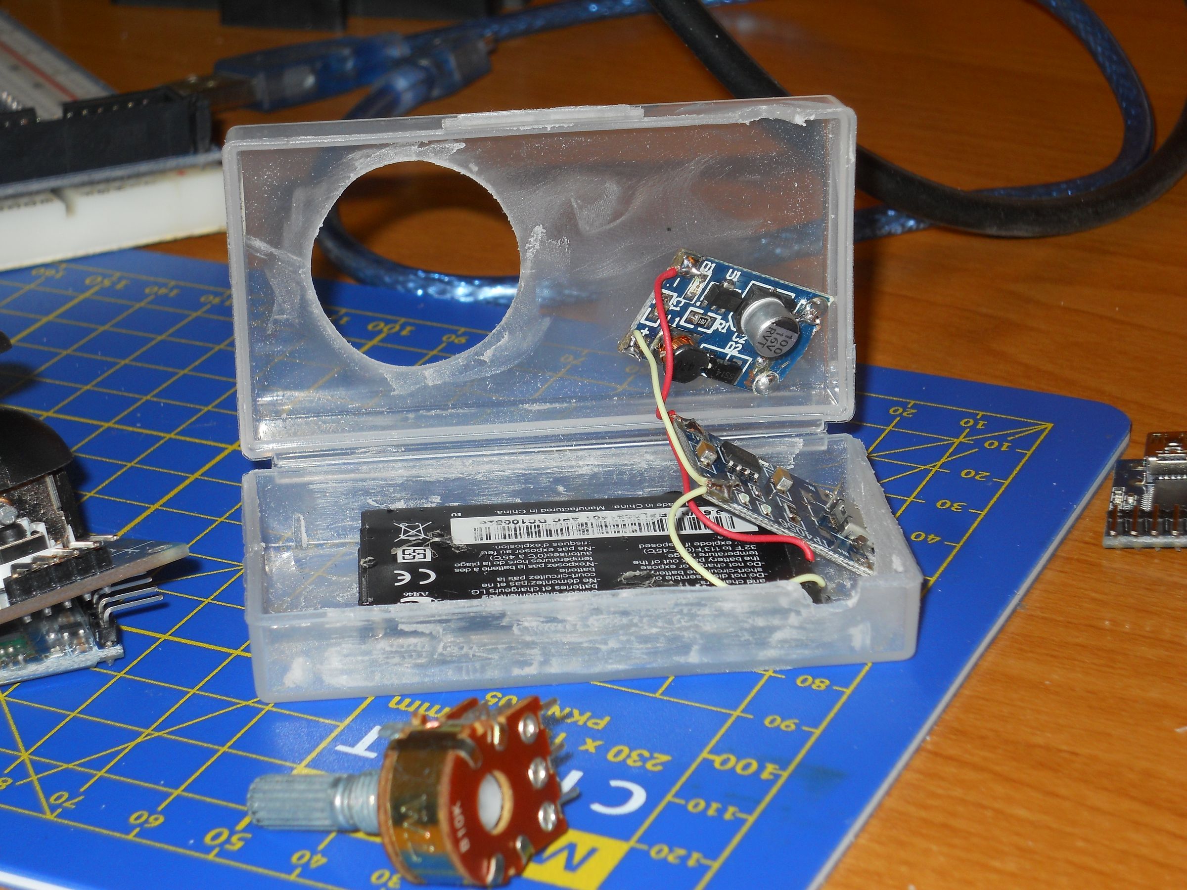 FPV Virtual Reality Arduino Controlled Tracked Robot : 17 Steps (with ...