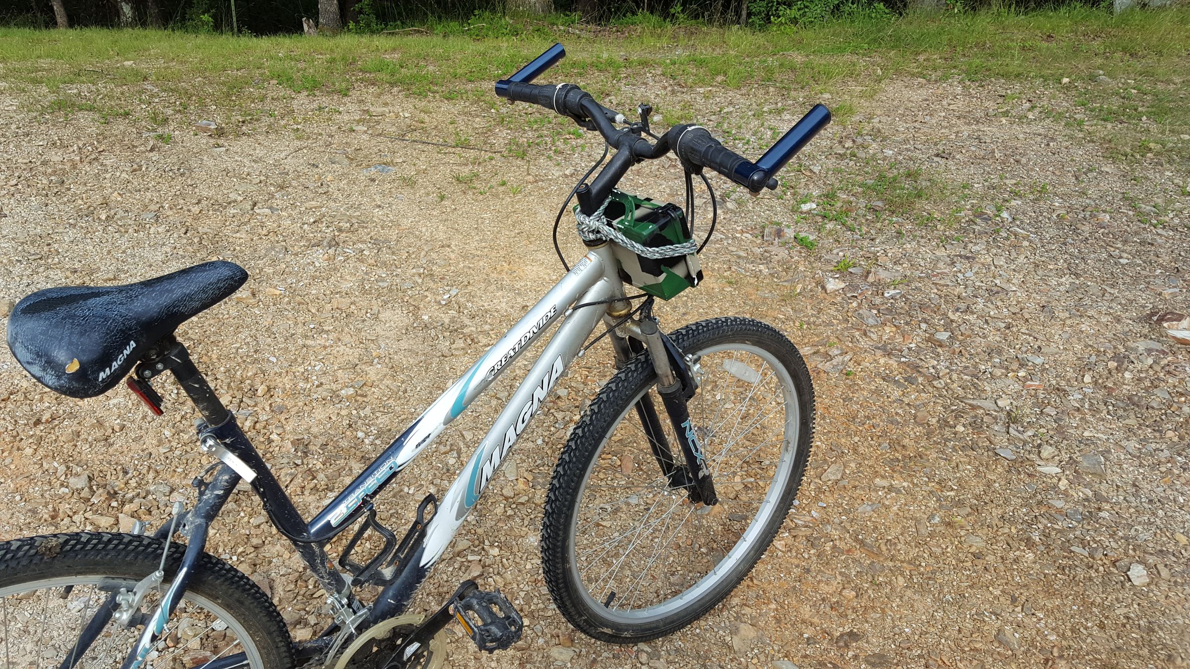 Hide Away Emergency Kit; Mountain Bike Application Included : 5 Steps ...