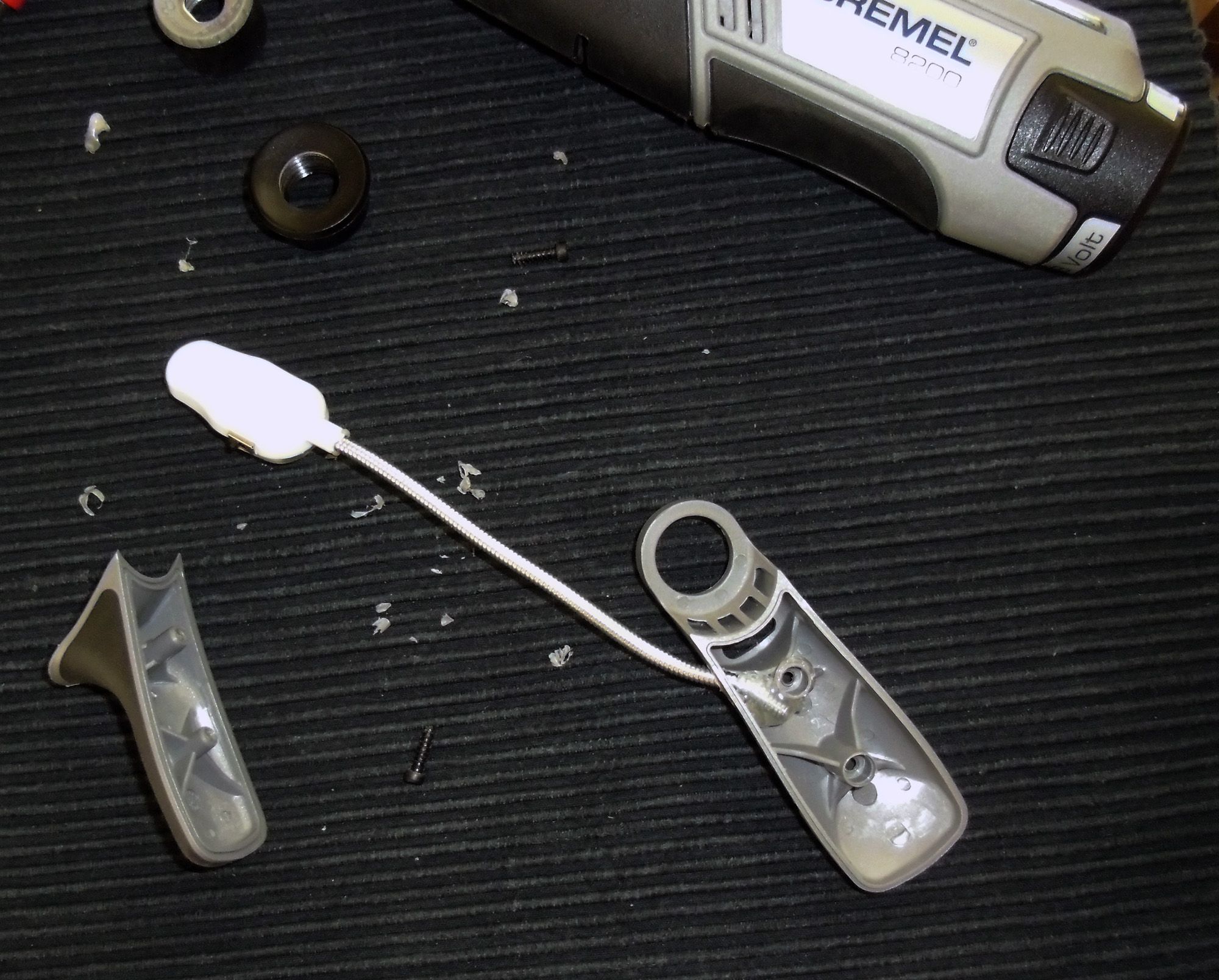 Easy and Cheap Working Light Mod for Dremel Detailer's Grip (A577) : 3 ...
