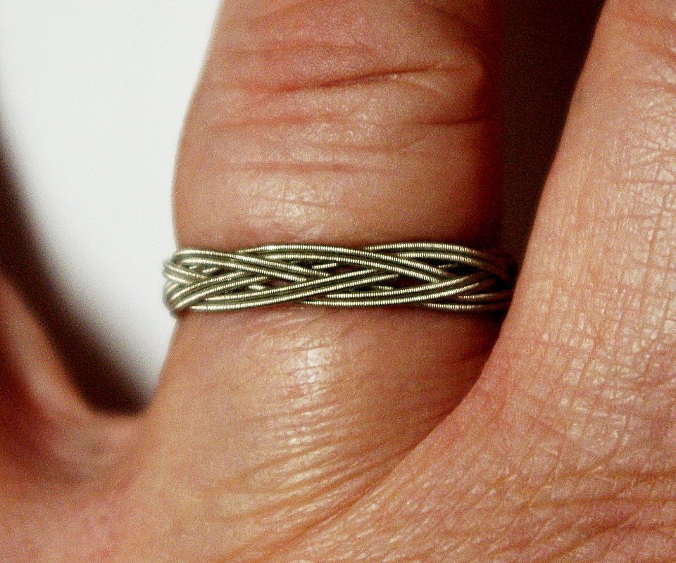Guitar String Ring : 4 Steps (with Pictures) - Instructables