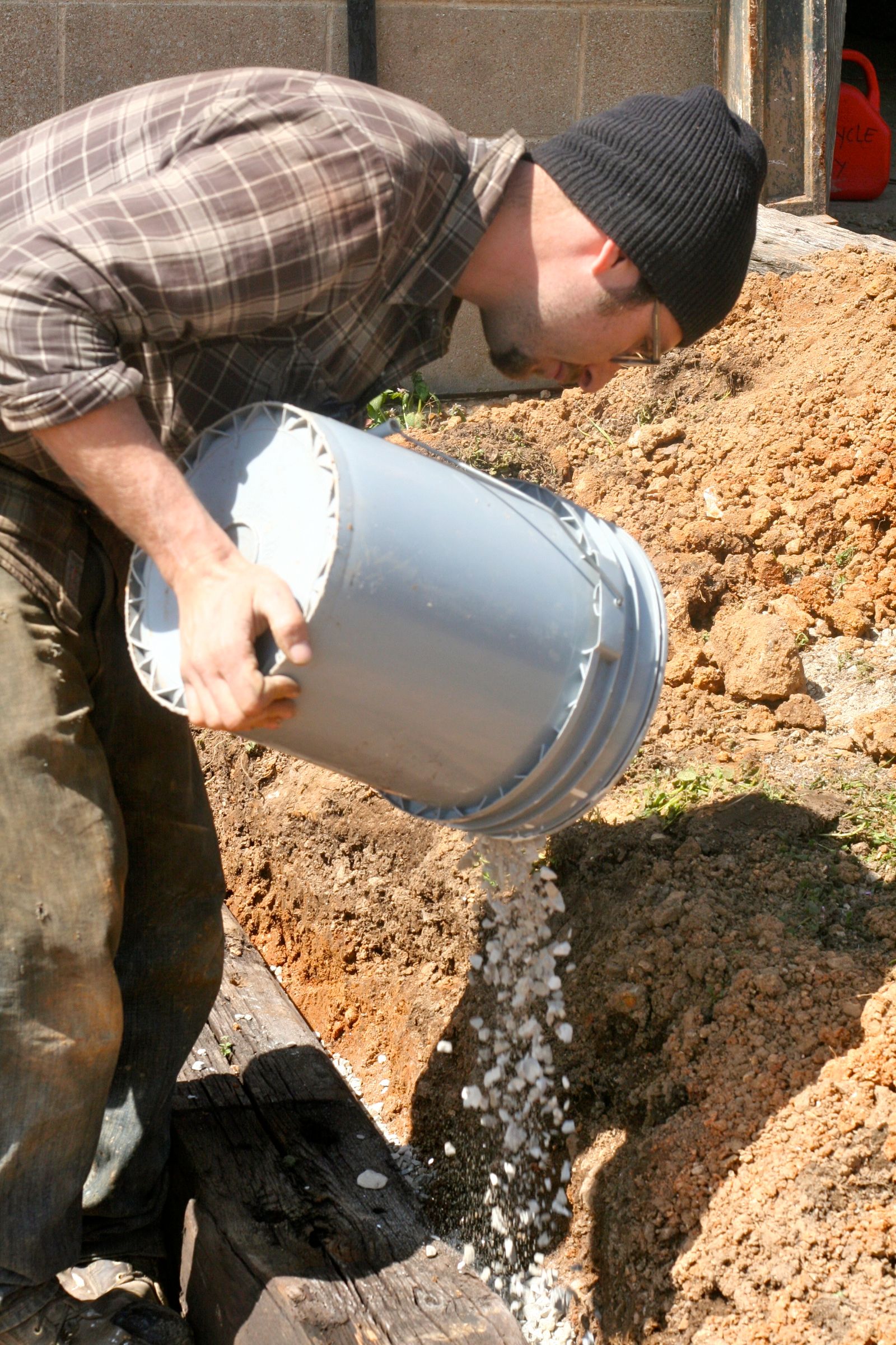 How to Build a Railroad Tie Retaining Wall : 10 Steps (with Pictures ...