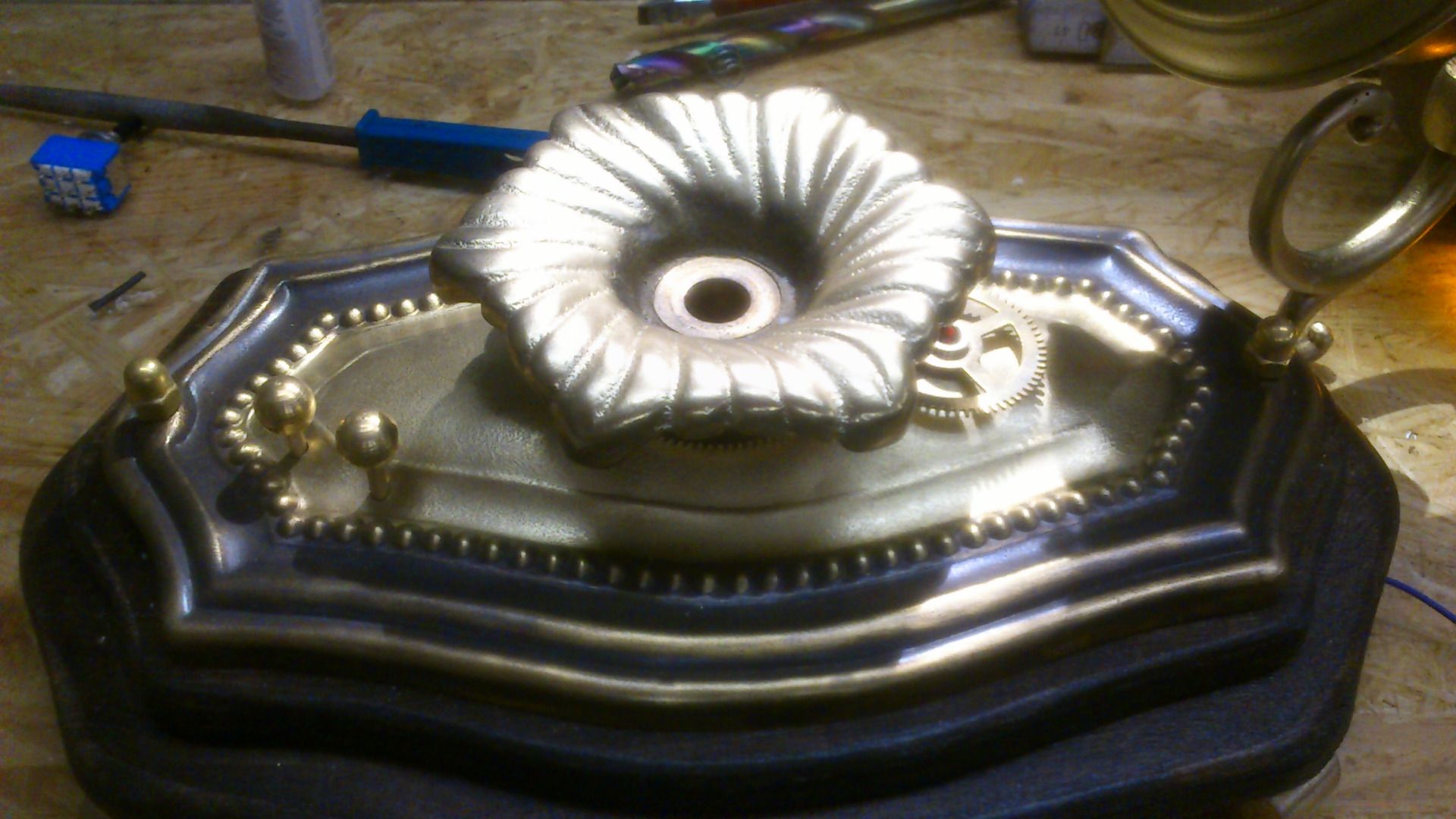Pimp Your Old Smartphone and Make a Steampunk MP3 Player With ...