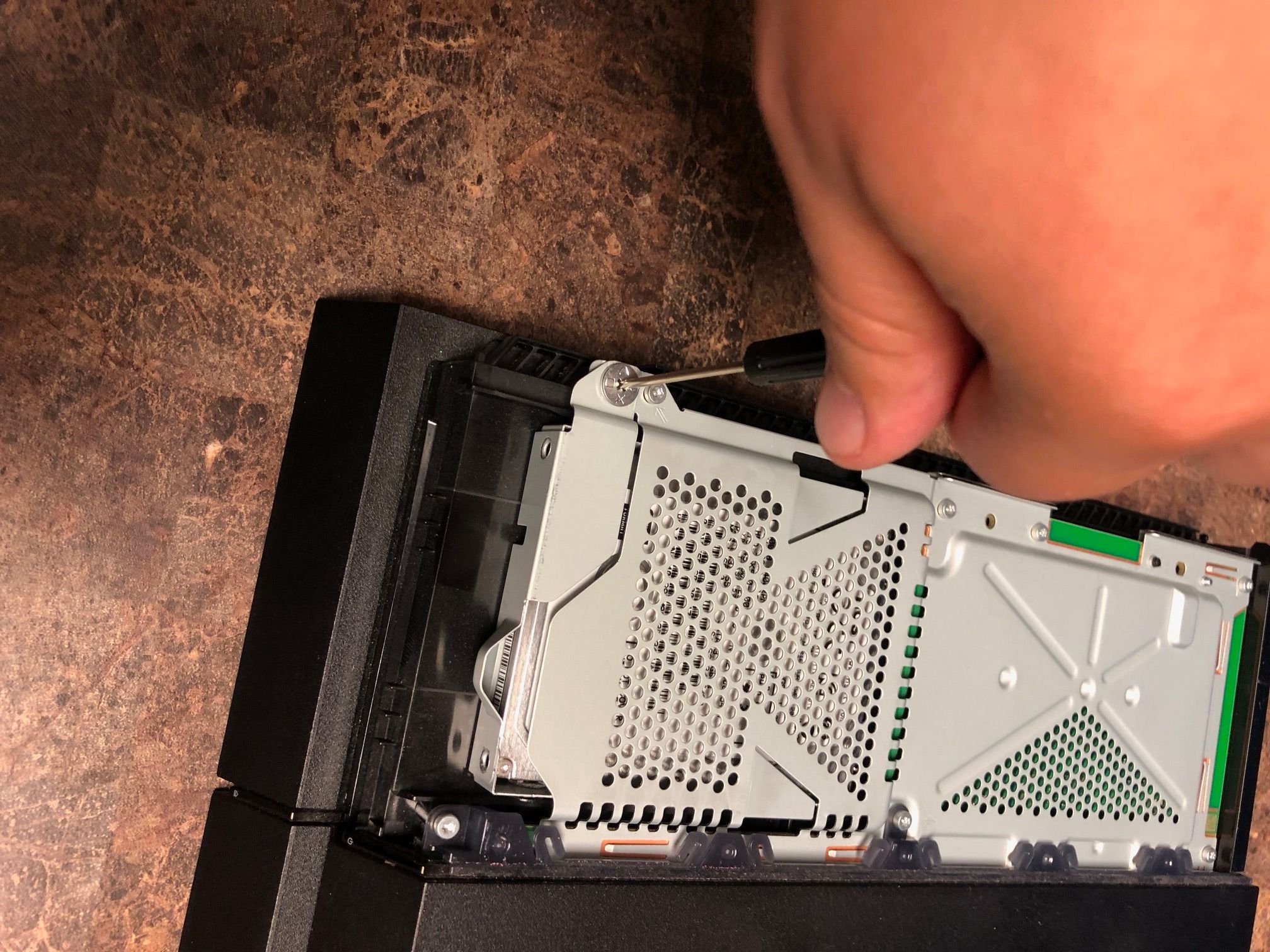 How to Change the Hard Drive in a PS4 : 5 Steps - Instructables