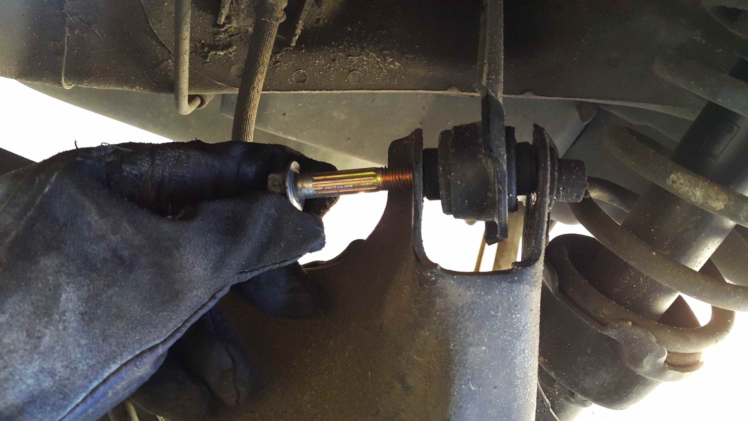 Replacing Trailing Arm Bushings on My Honda Civic! : 4 Steps ...