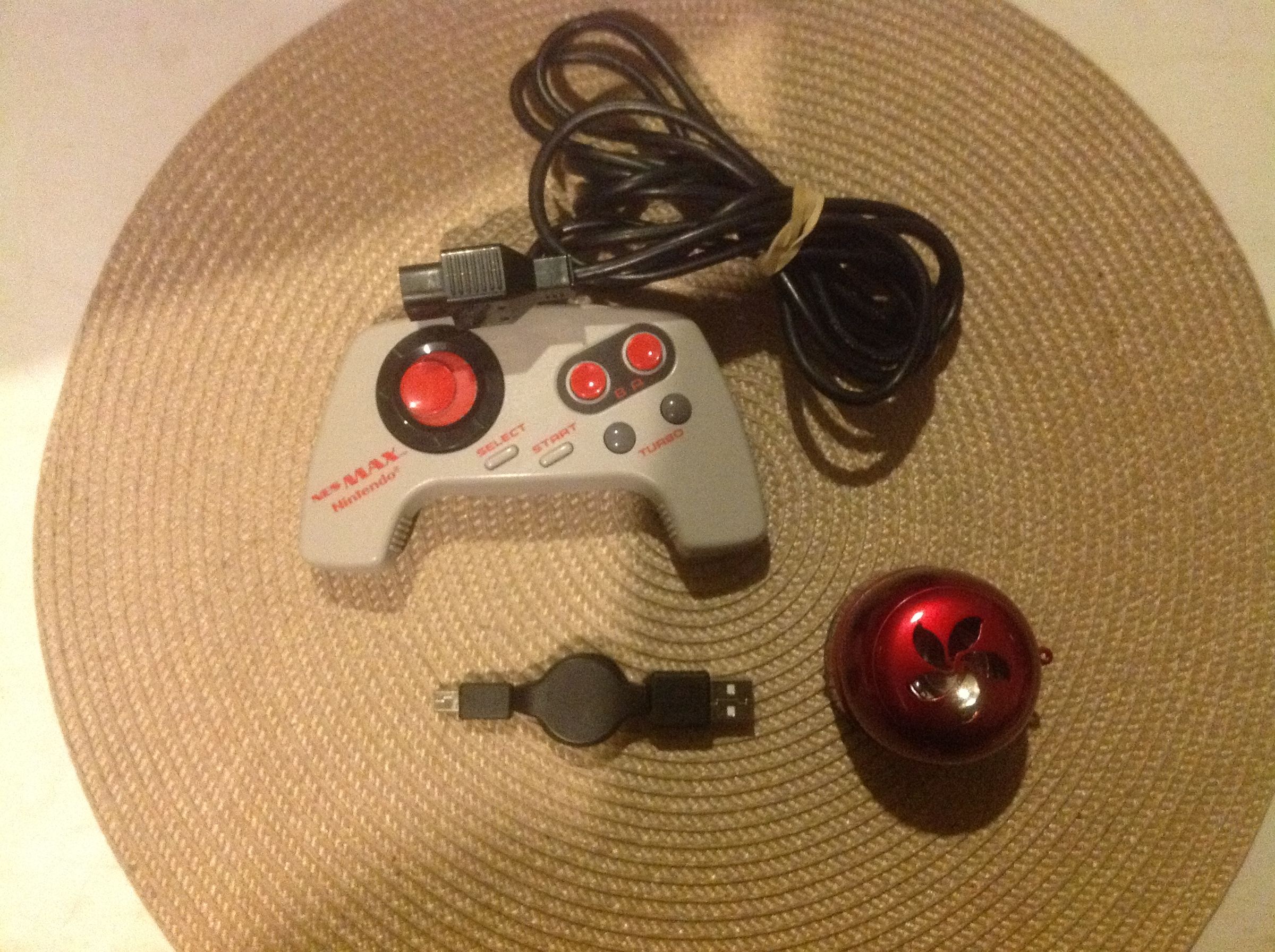 NES Controller Portable Speaker !!!! - Instructables