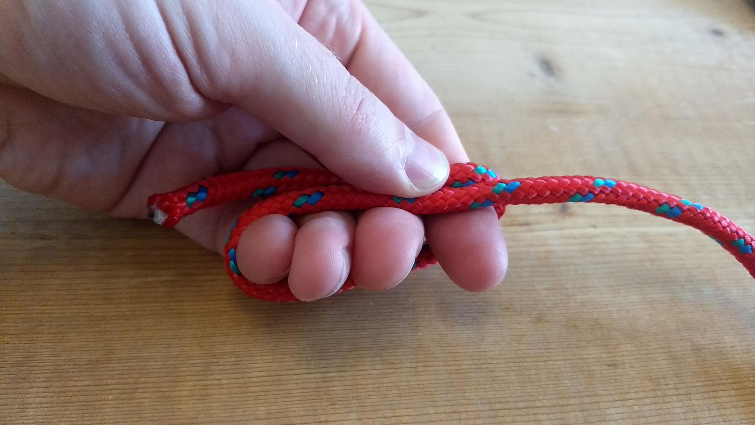 Store a Length of Rope on Your Keychain : 4 Steps (with Pictures ...