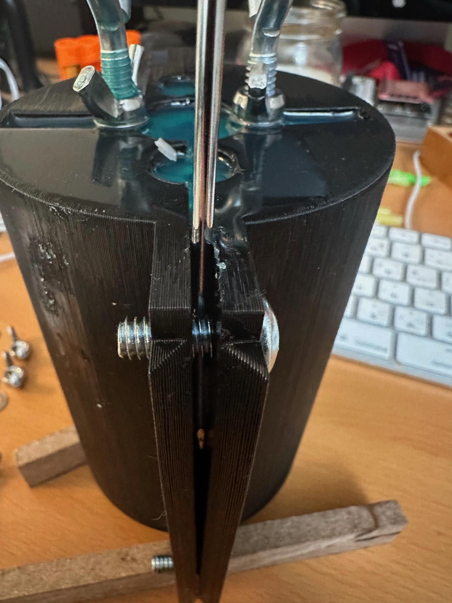 A Simple Way to Mold a Fluorescent Glue Sticks or Crayon Using Fusion ...