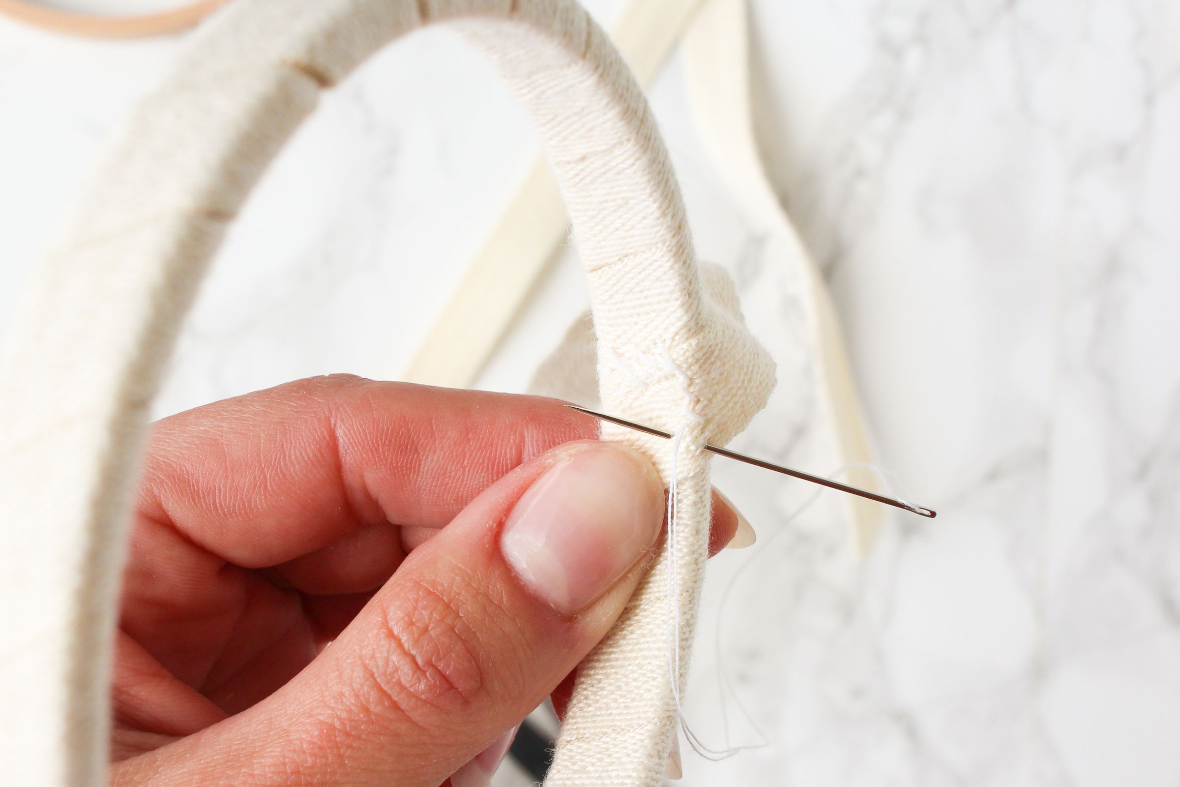 How to Bind an Embroidery Hoop : 8 Steps (with Pictures) - Instructables