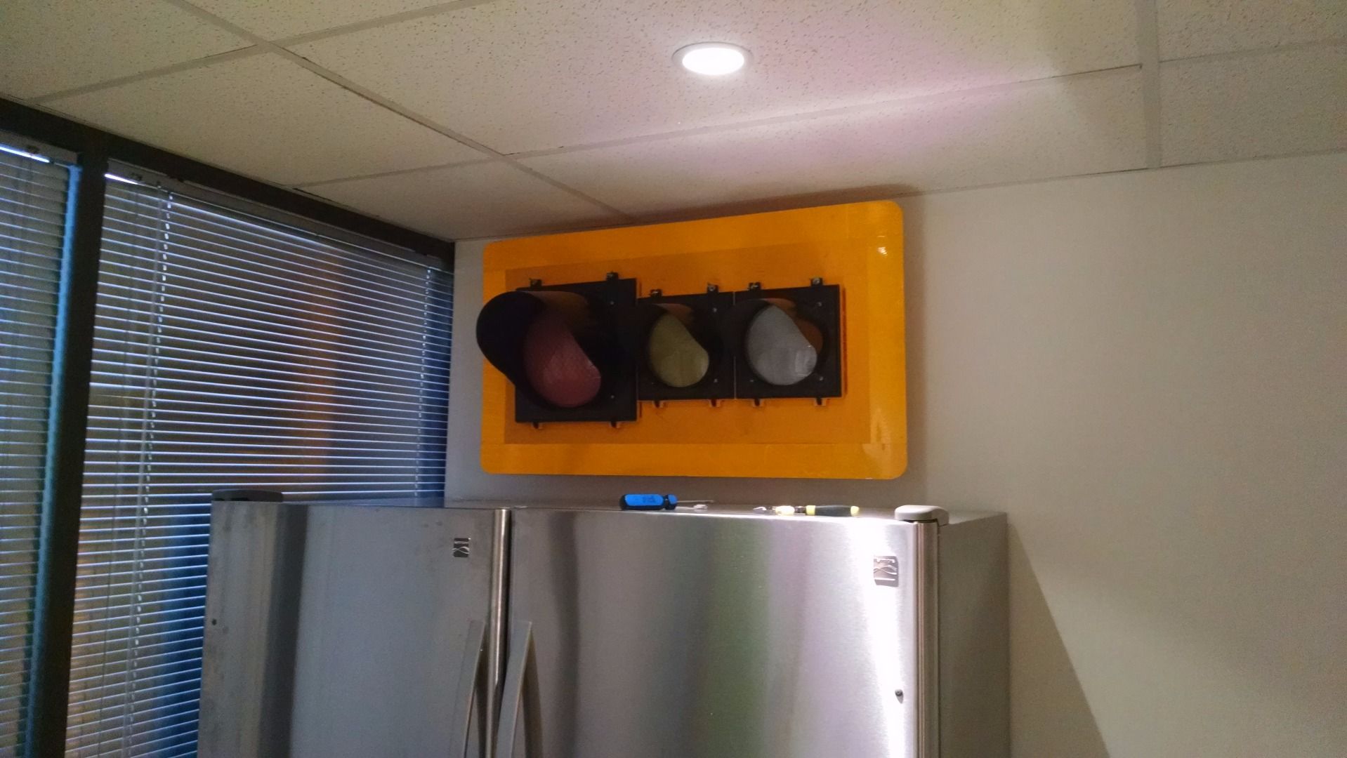 System Status Traffic Light : 6 Steps (with Pictures) - Instructables