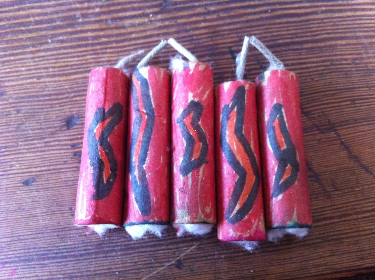 BANG! Make Your Own Firecrackers From Old Fireworks - Instructables