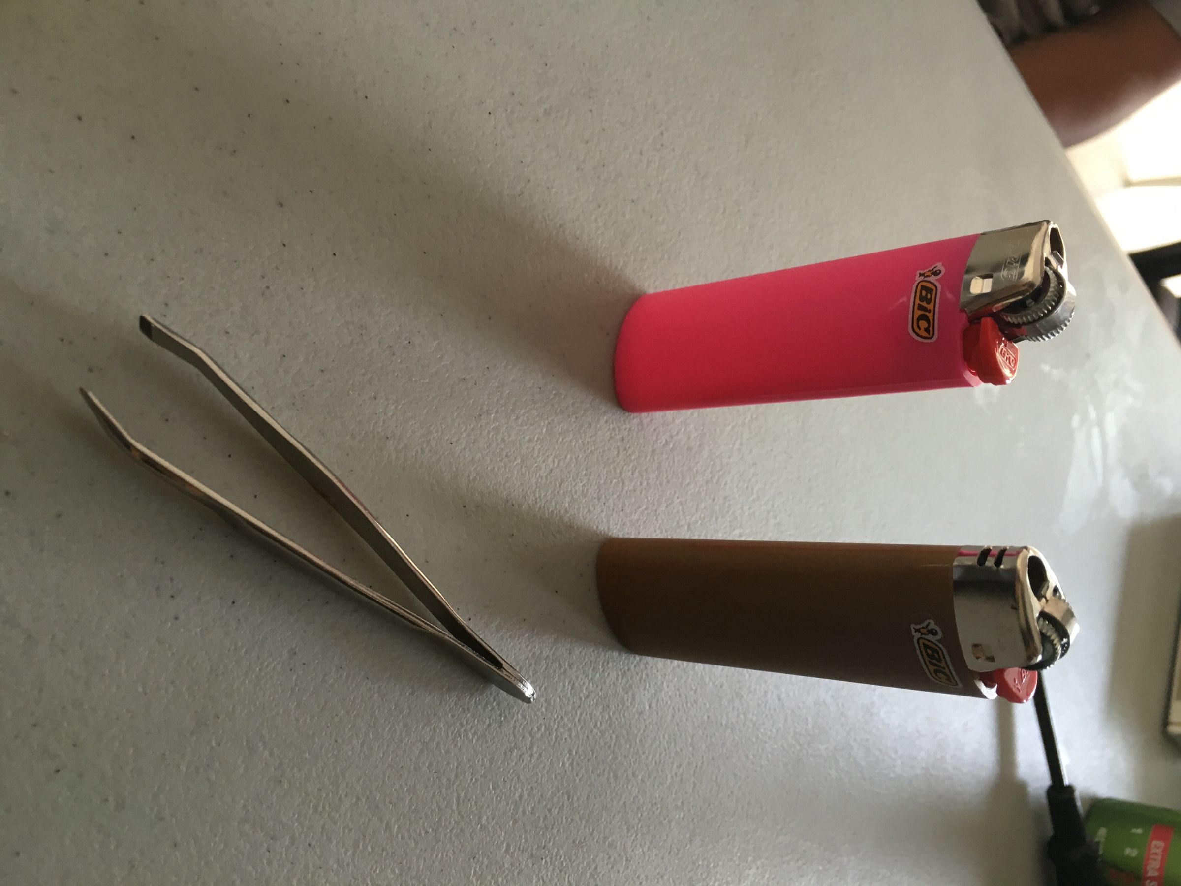 Flint Sparkle Bomb : 7 Steps - Instructables