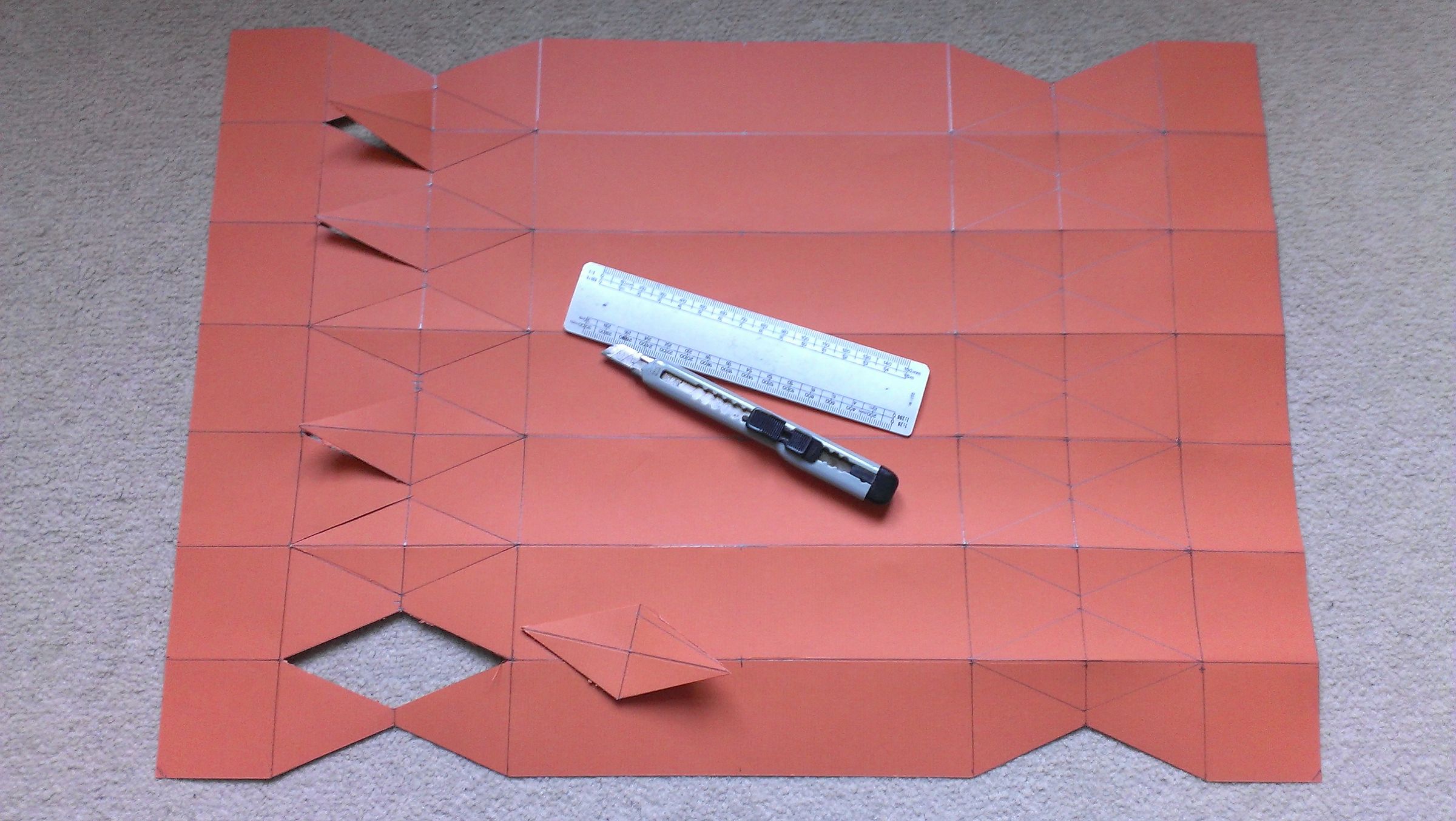 Giant Christmas Cracker : 9 Steps - Instructables