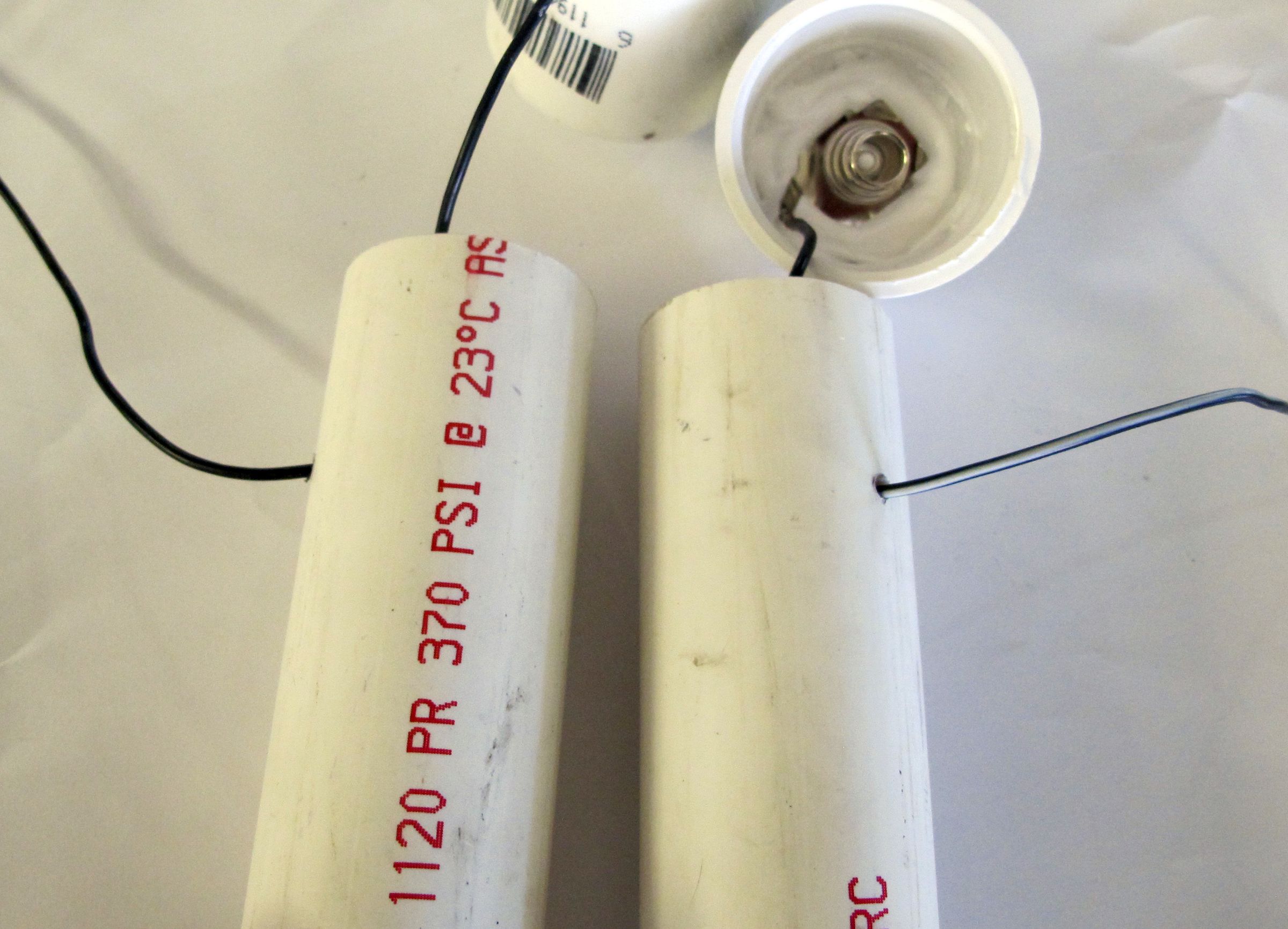 Build a Battery Pack Using PVC Pipes : 12 Steps (with Pictures ...