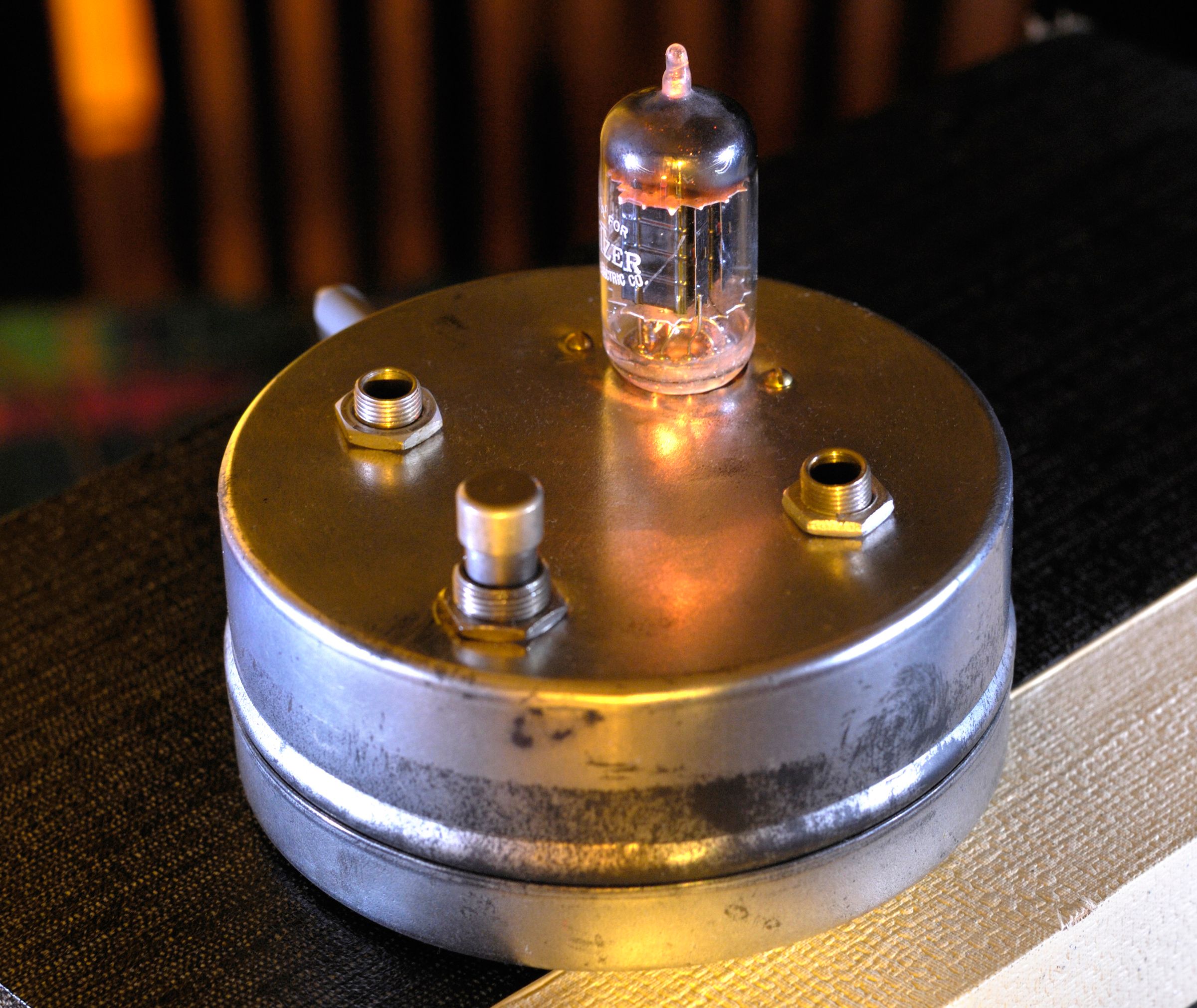 The ValveLiTzer: Low-voltage Tube Booster : 10 Steps (with Pictures ...