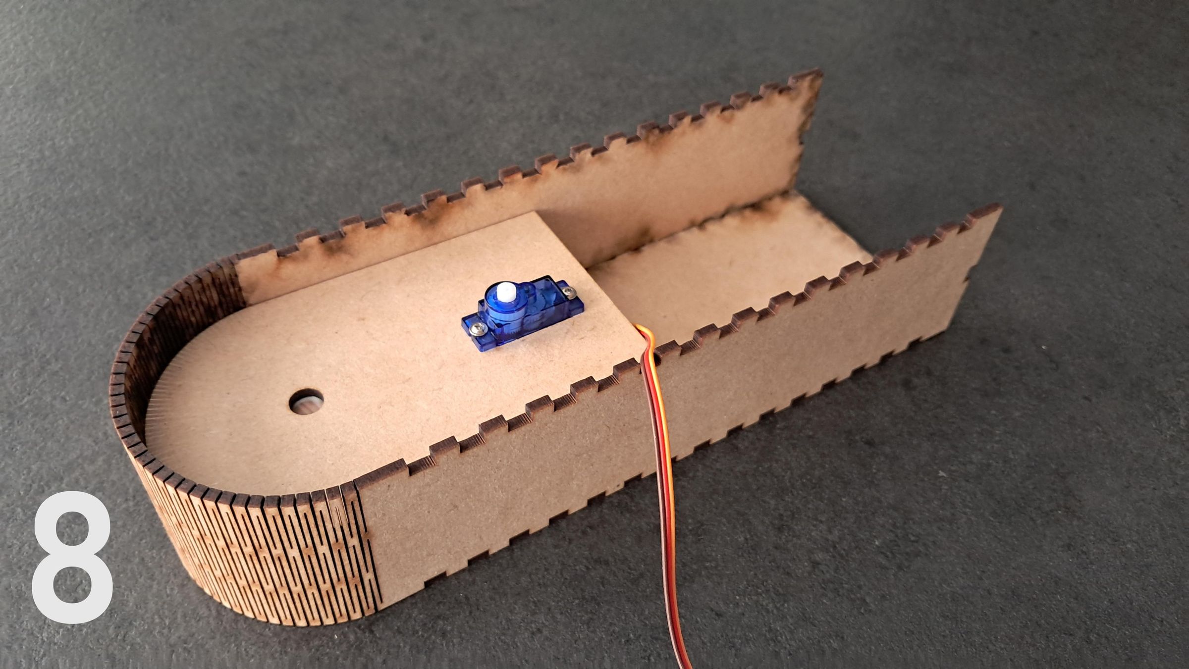 Customizable Zoetrope : 8 Steps - Instructables